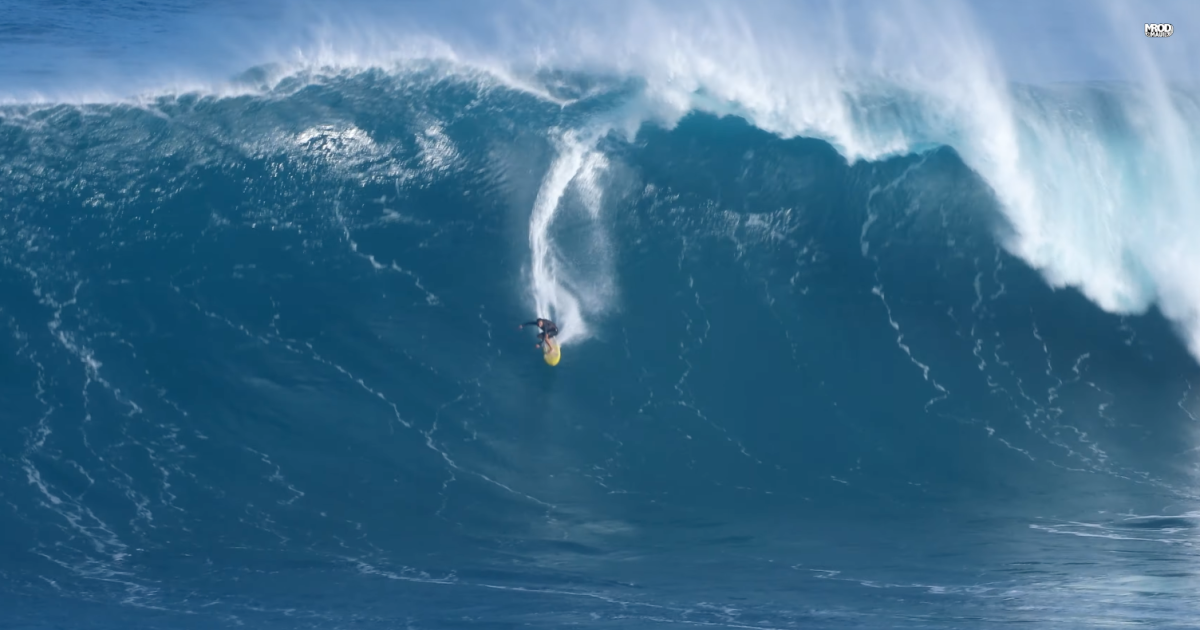 Here's What Jaws Looked Like during the Eddie Aikau Contest - Surfer