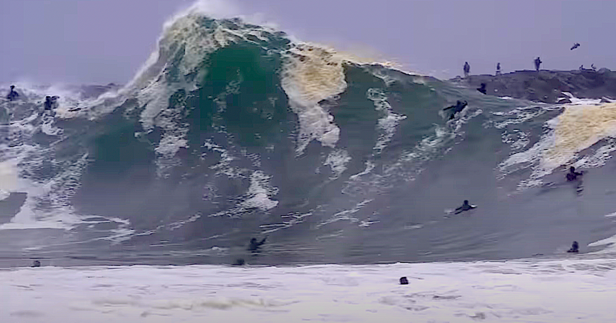 Monstrous 10-15ft Waves Go Kaboom on The Wedge (Video) - Surfer