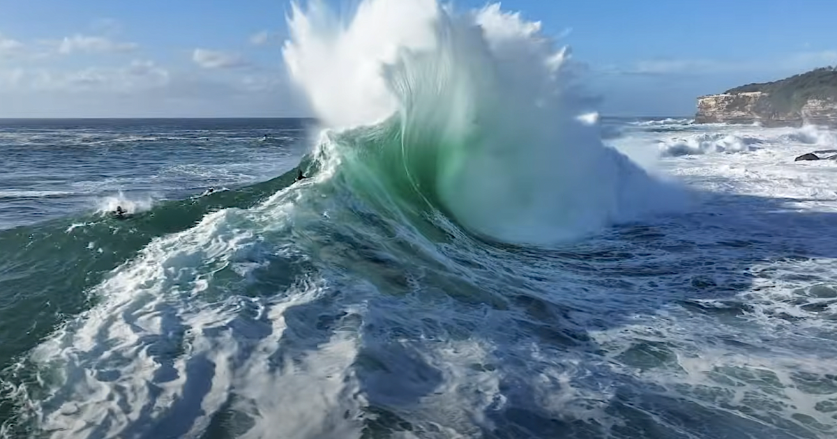 “Almost Un-Surfable”: Cape Solander’s Day of the Decade (Video) - Surfer