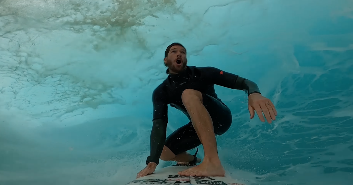 Florence Brothers Surf and Get Worked by North Shore Sandbar - Surfer