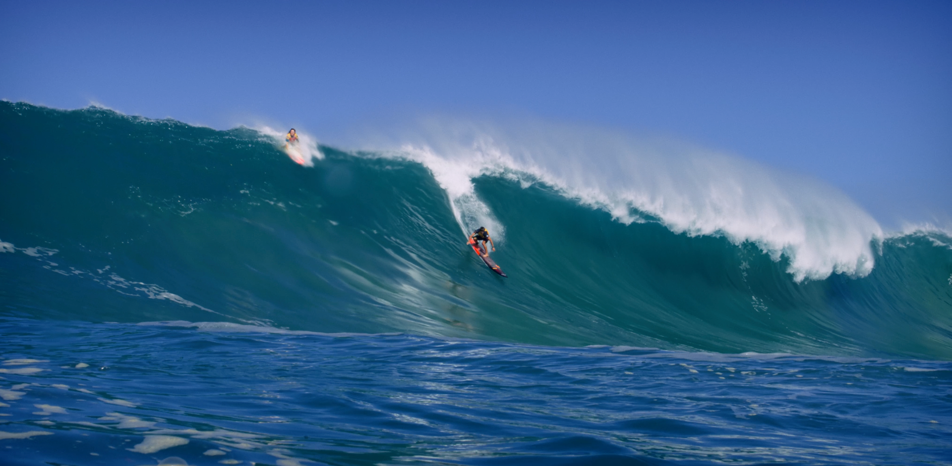 "Behind The Eddie" (And A Heavy Wipeout) With Tyler Larronde - Surfer