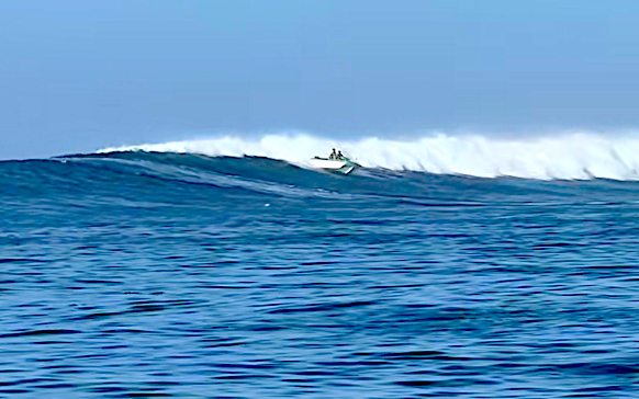 Boat Surfs 12ft Wave at San Diego Mysto Spot (Video) - Surfer