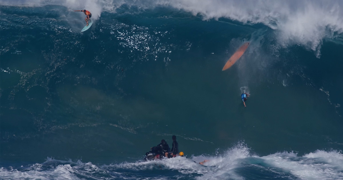 Watch: Mark Healey and Ian Walsh’s Double Slam From the Eddie - Surfer