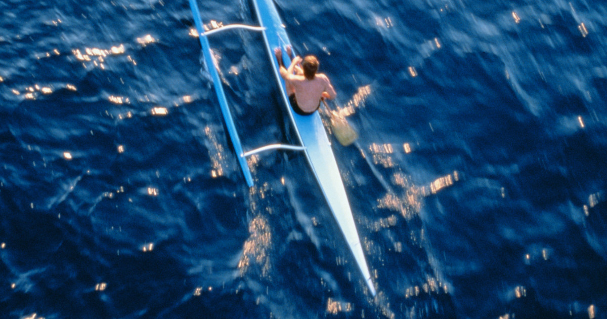 Smartwatch Saves Life of Maui Paddler After Falling Overboard - Surfer