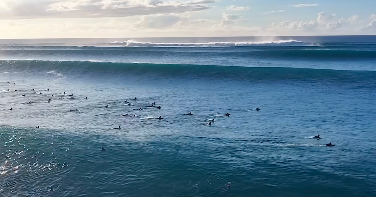 Third Reef Bombs Detonate on Pipeline for Opening Day (Video) - Surfer