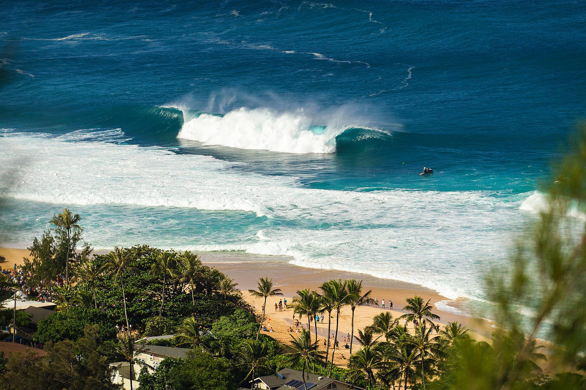 Heavy, Defined - Photos from a wild day at the Billabong Pipeline ...