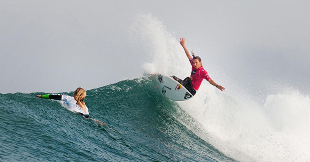Sally Wins the Roxy Pro - Surfer
