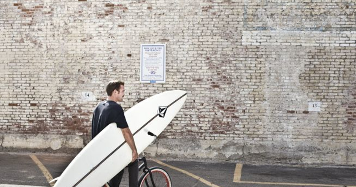 Out of Office Reply: Down With the Ship - Surfer