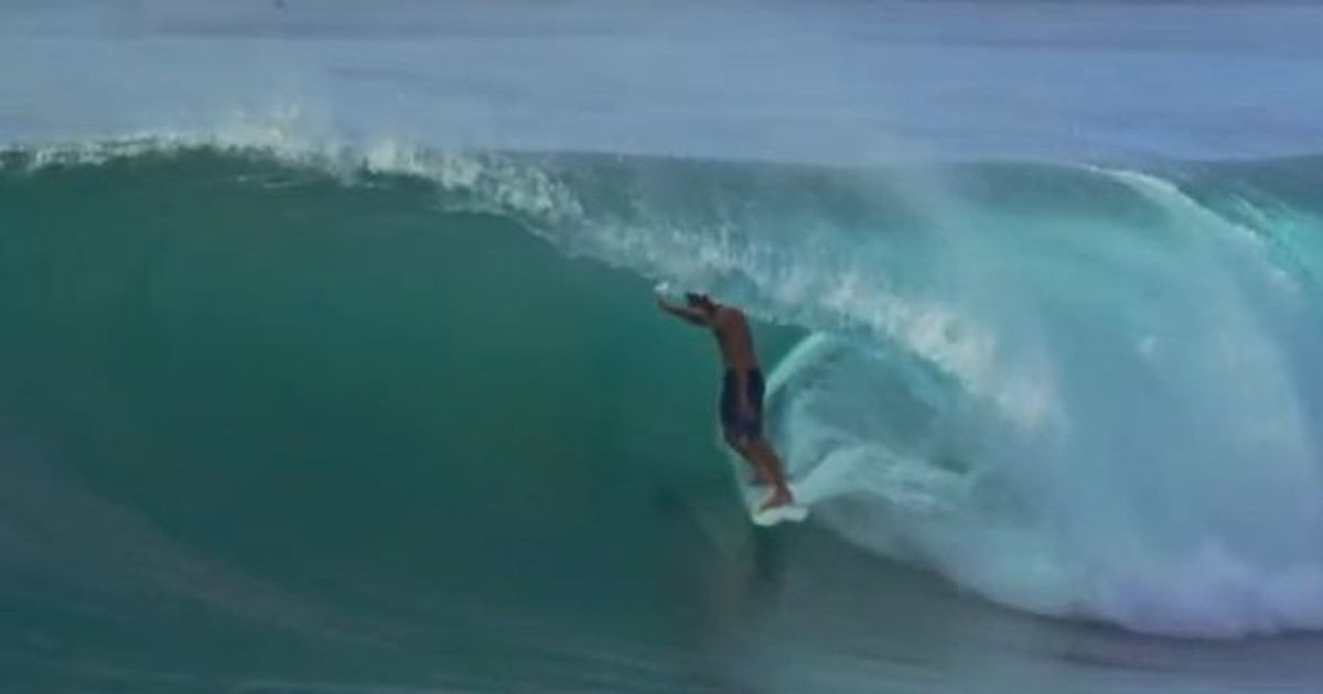 Jordy Smith // Bending Colours Teaser // 0:45 - Surfer