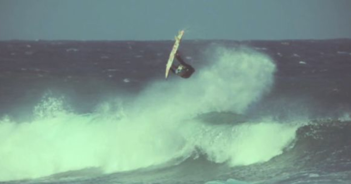 Matt Meola & Albee Layer // Maui // 2:44 - Surfer