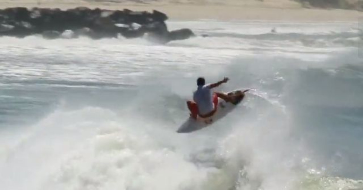 Julian Wilson // Australia // 3:04 - Surfer
