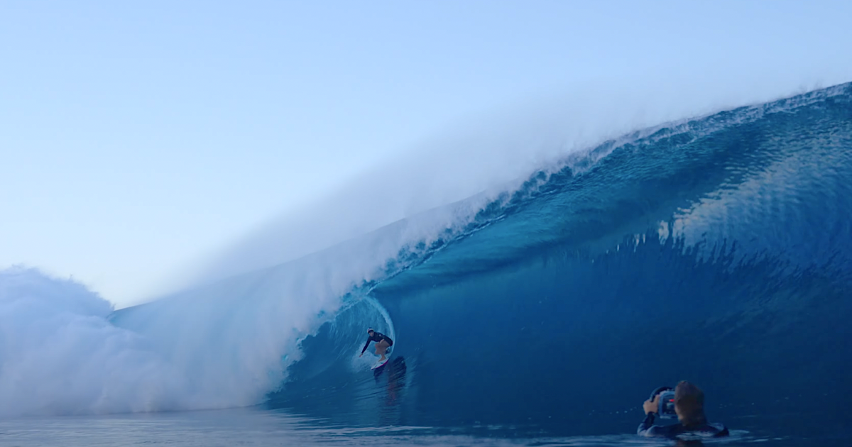 Molly Picklum’s Worst Wipeout Ever at Teahupo’o (Video) - Surfer