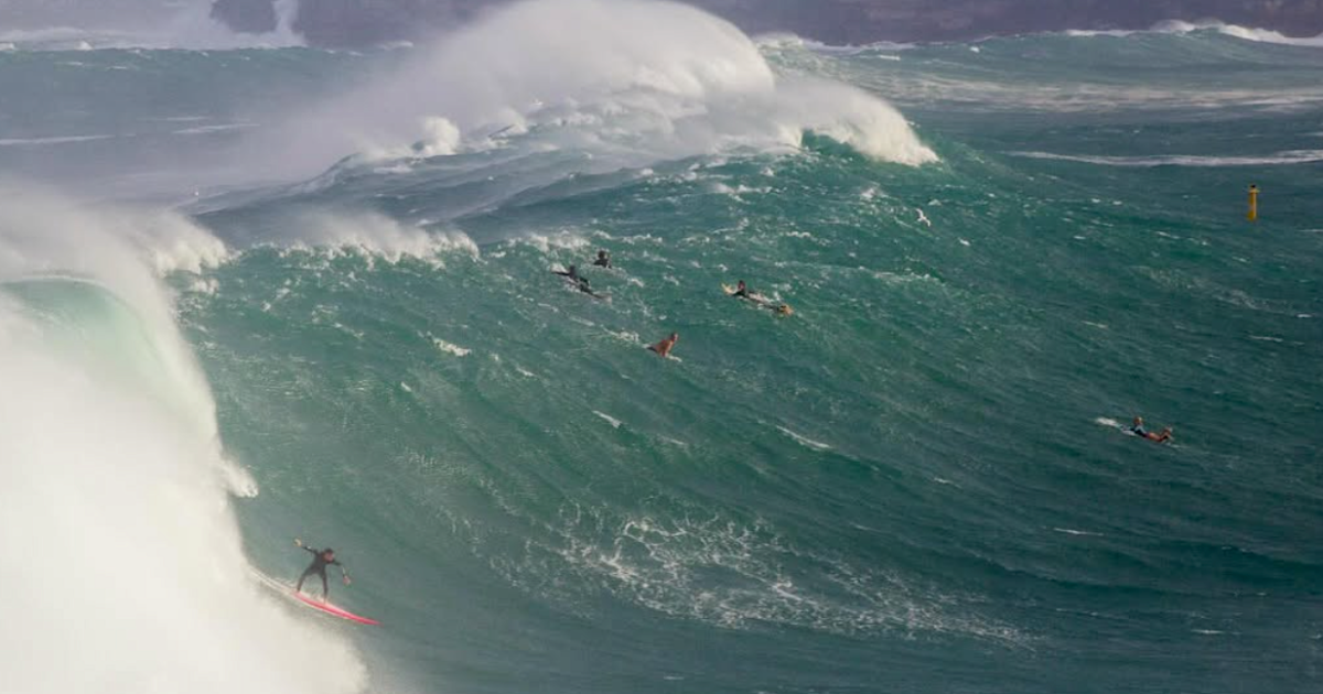 22-Footer: Biggest Wave Ever Surfed at Bondi Beach? (Video) - Surfer