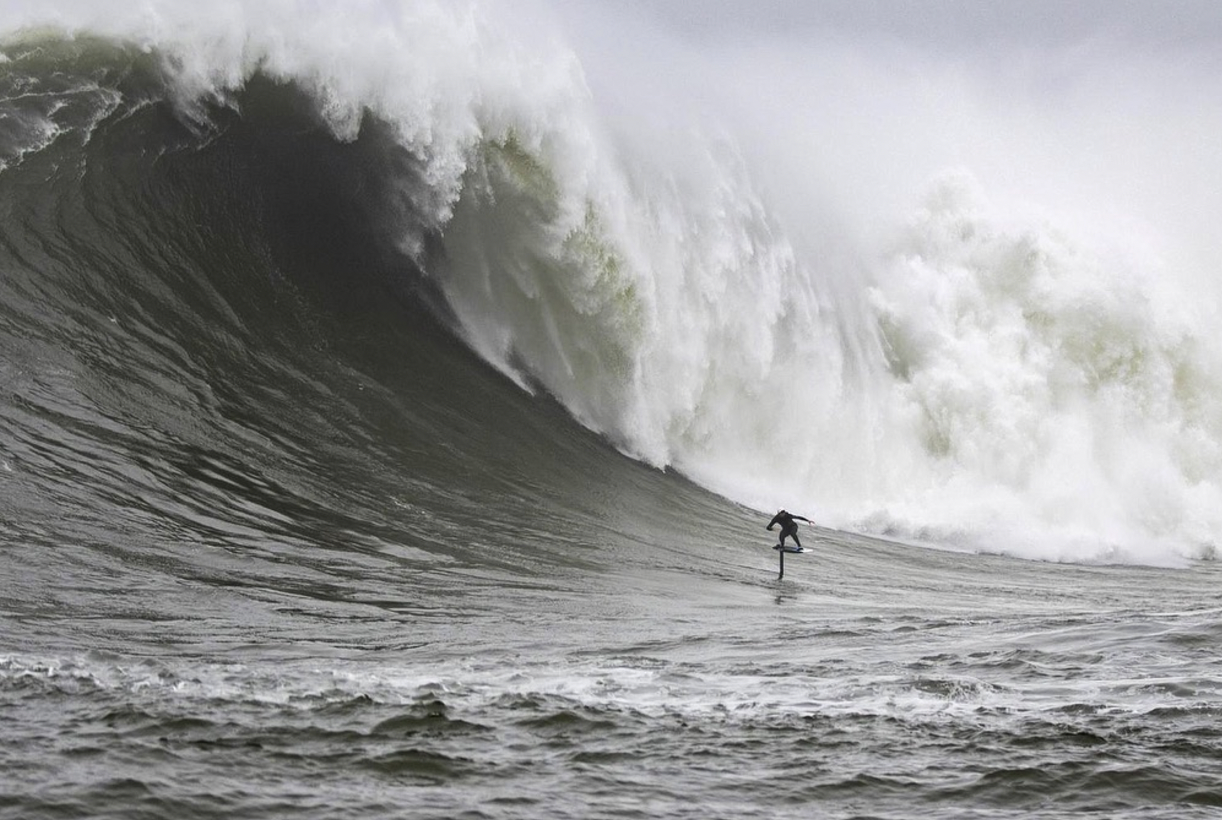 Watch: Biggest Wave Ever Foil Surfed at Maverick’s? - Surfer