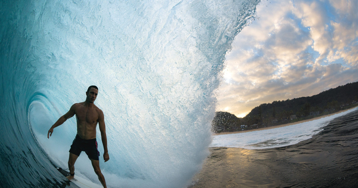 Pro Surfer Nearly Drowns After Pipeline Wipeout (Video) - Surfer