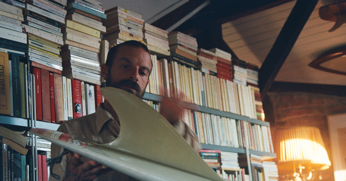 Dive Into The Deep End With Tristan Mausse & Fantastic Acid - Surfer