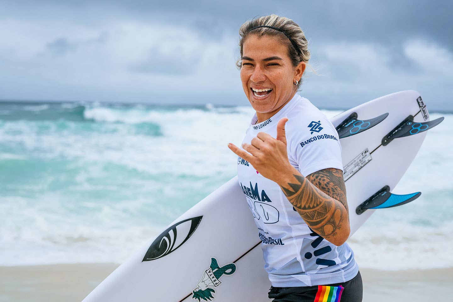 Silvana Lima Scores a Perfect 10 in WSL Championship Tour - Surfer