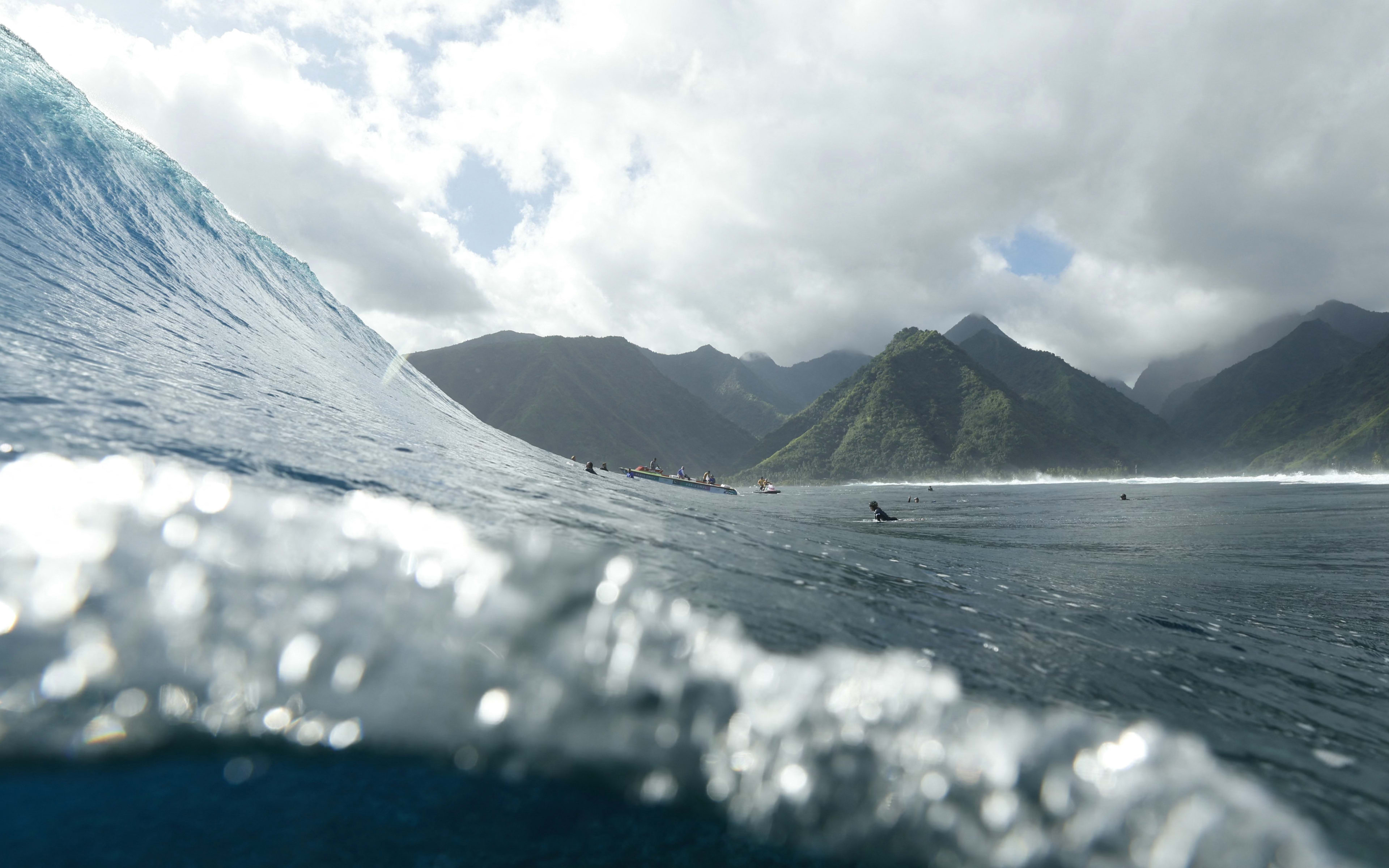 Everything You Need to Know About Teahupo'o