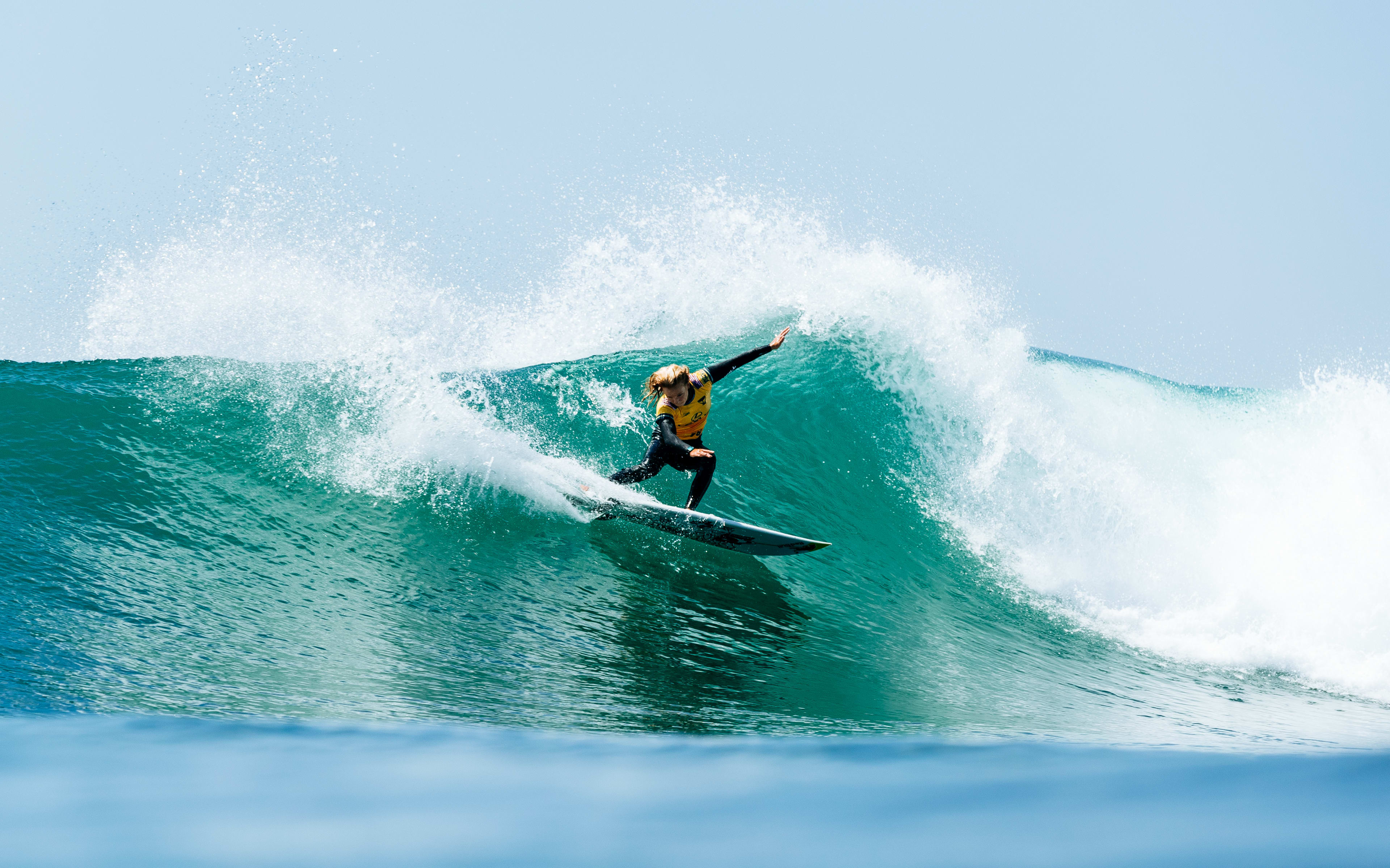 18-Year-Old Caity Simmers Makes History As Youngest Women's World Champ ...