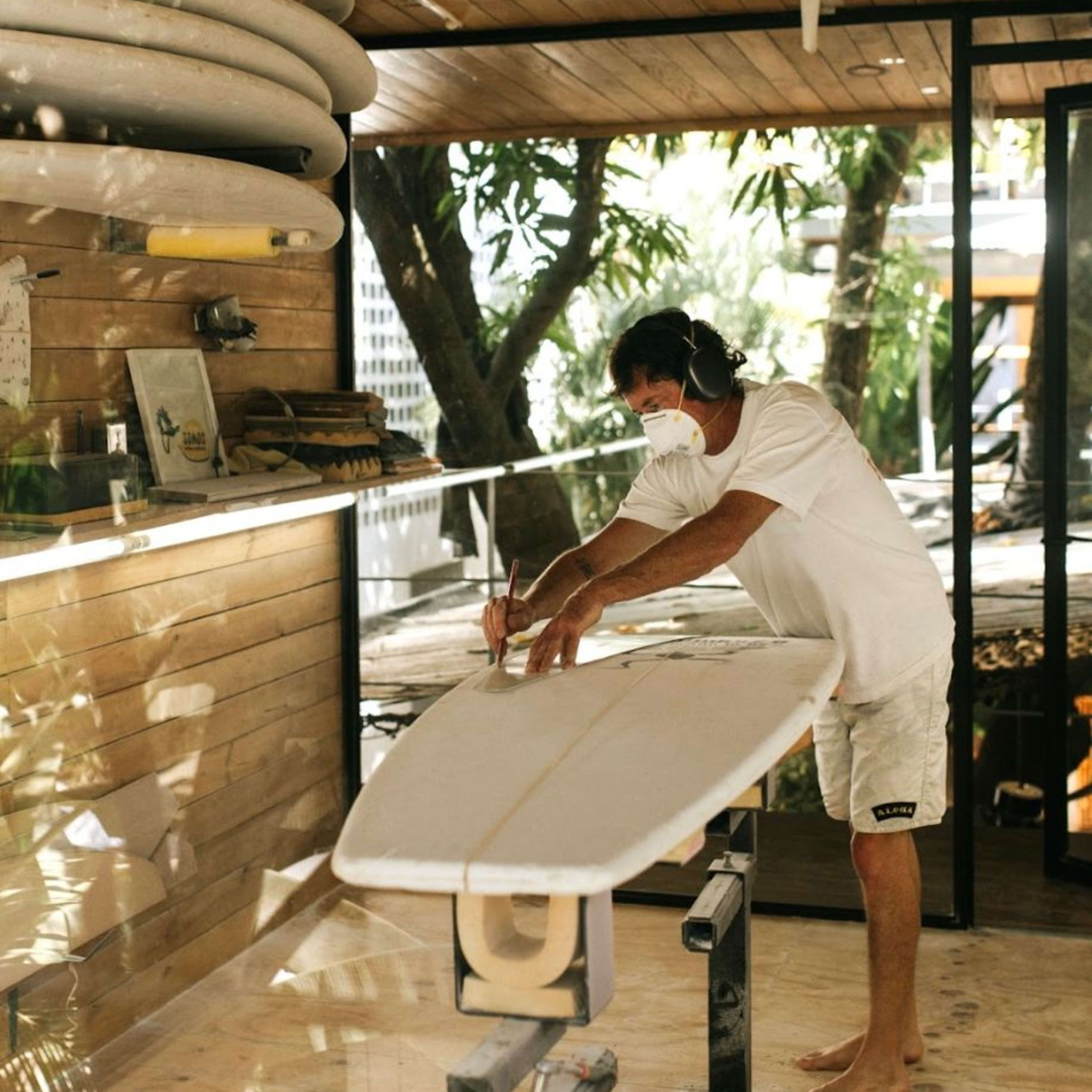 Day 5 of Margaret River Pro 2006 - Surfer