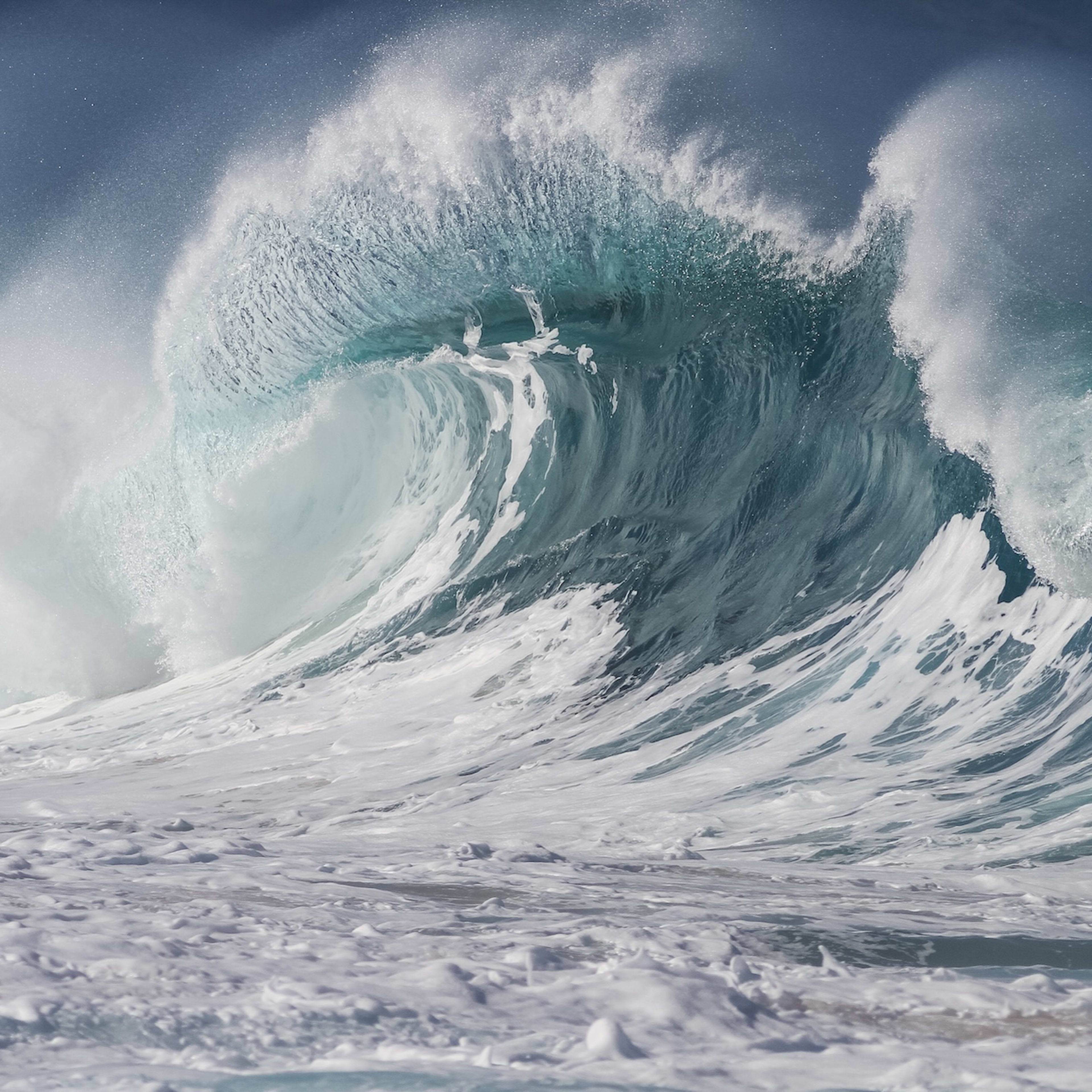 50-Foot Waves Headed for Hawaii: ‘Extremely Dangerous Conditions ...
