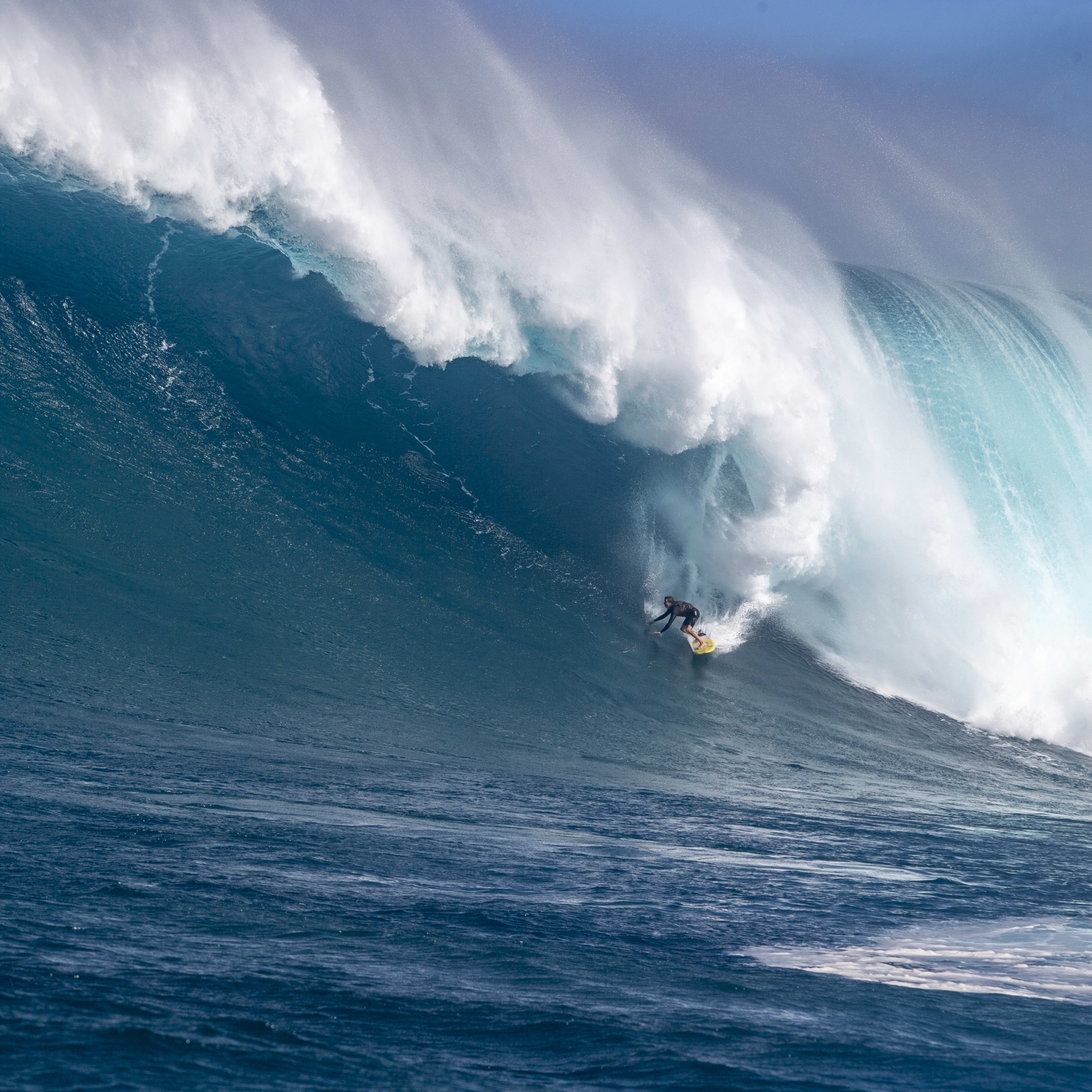 Watch: The Biggest Wave Paddled at Jaws This Winter - Surfer