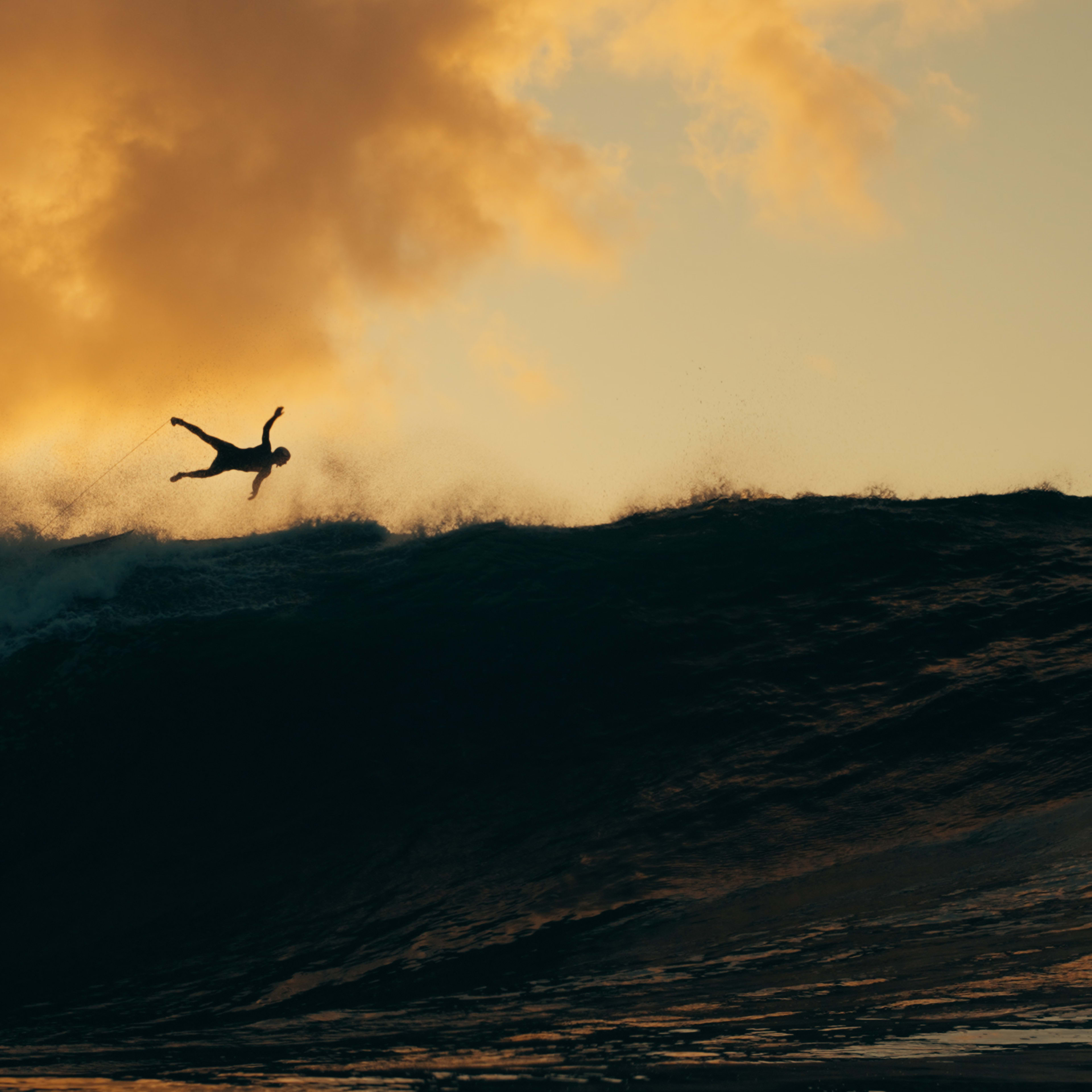 22-Footer: Biggest Wave Ever Surfed at Bondi Beach? (Video)