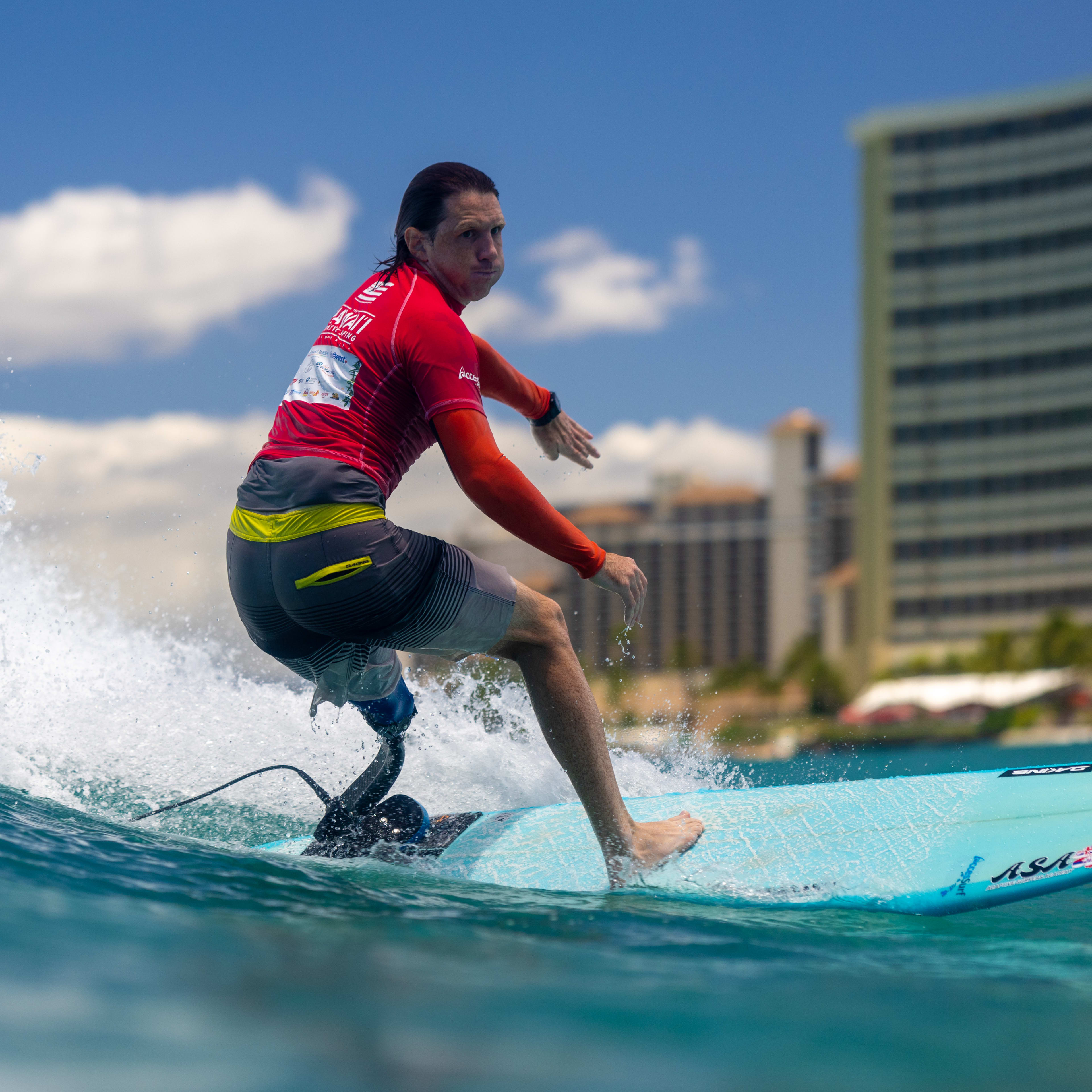 Surfing 101: How to Paddle In Like a Pro and Catch Waves with Ease