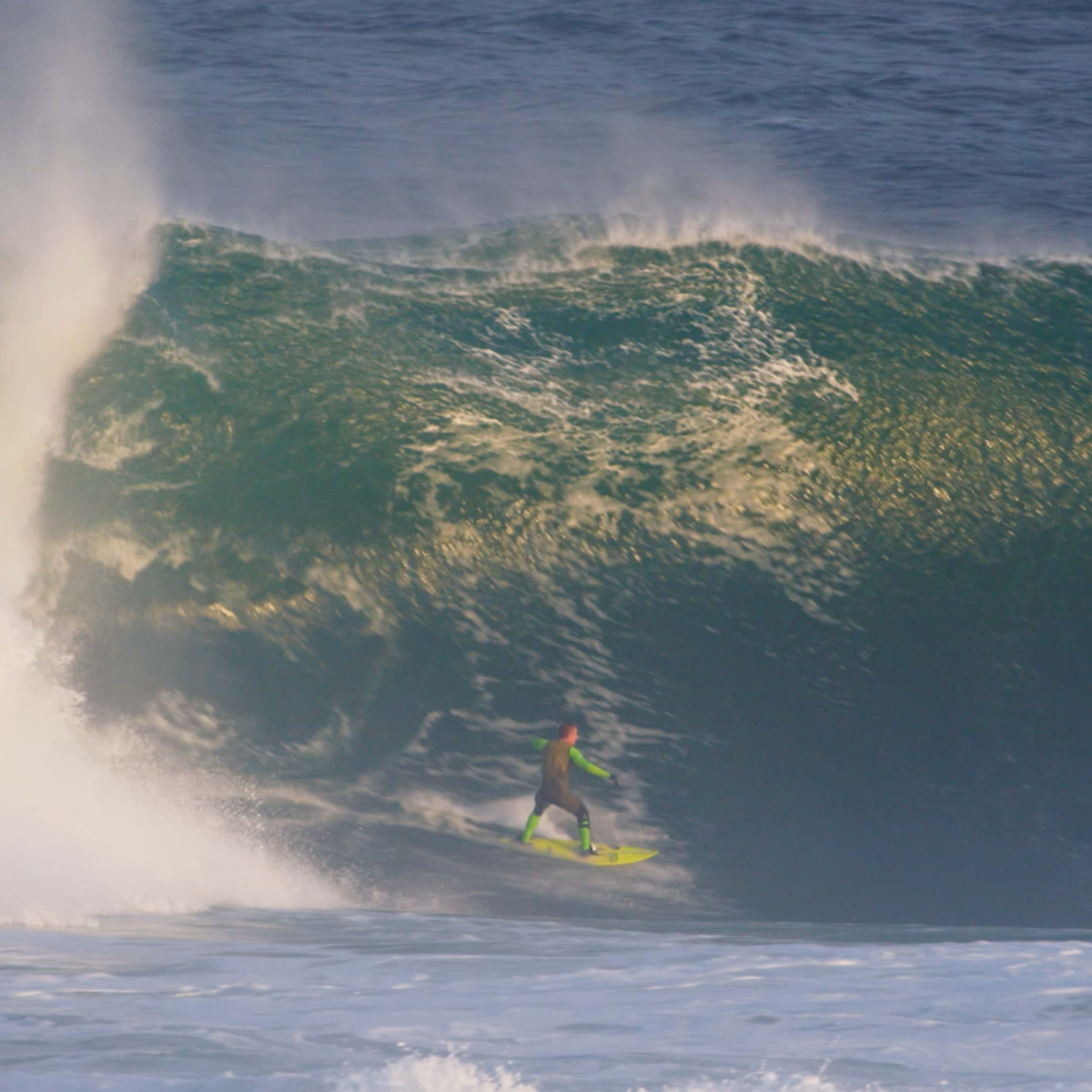 How Laura Crane Prepared Herself to Surf Nazaré - Surfer