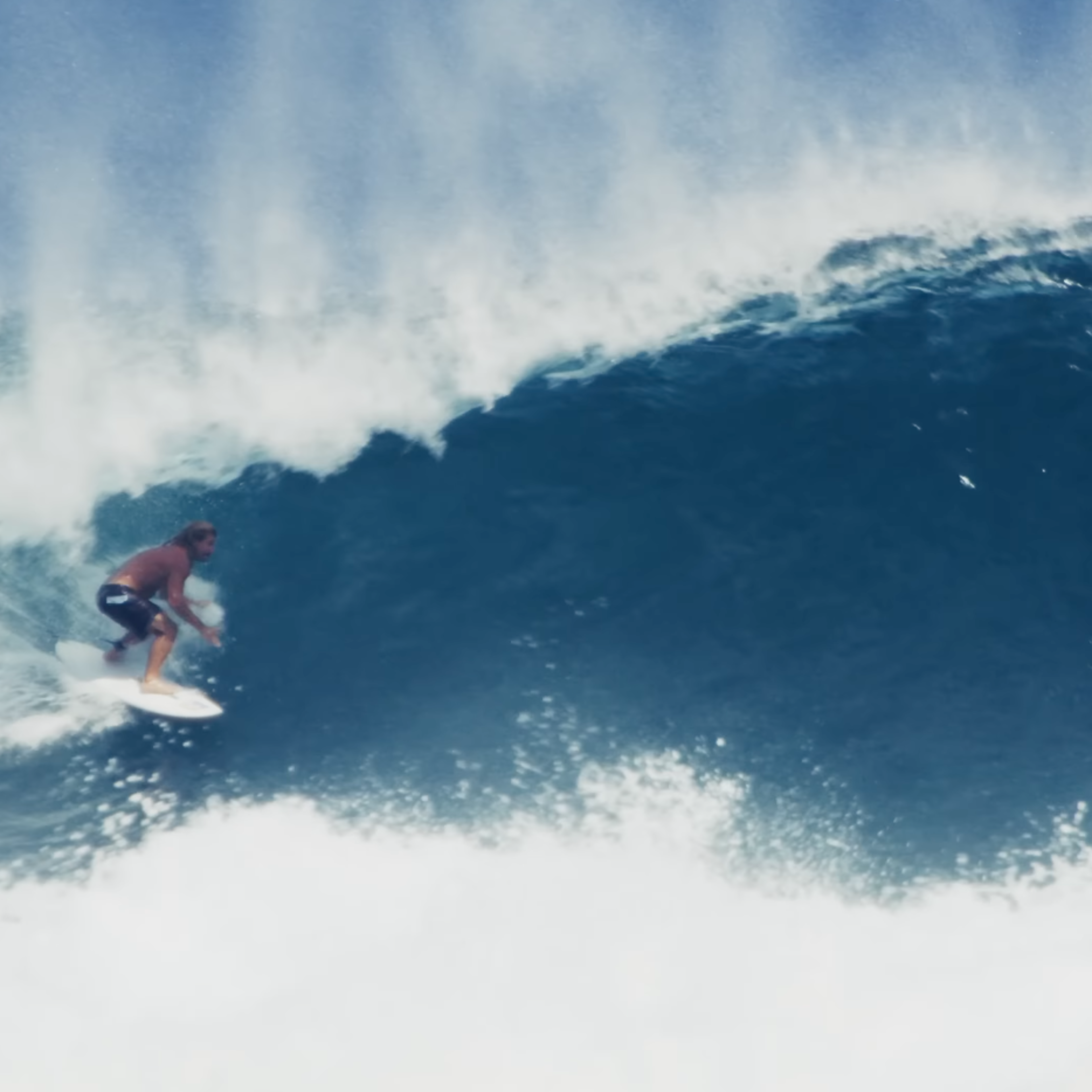 '100 Foot Wave' Returns to HBO (Trailer)