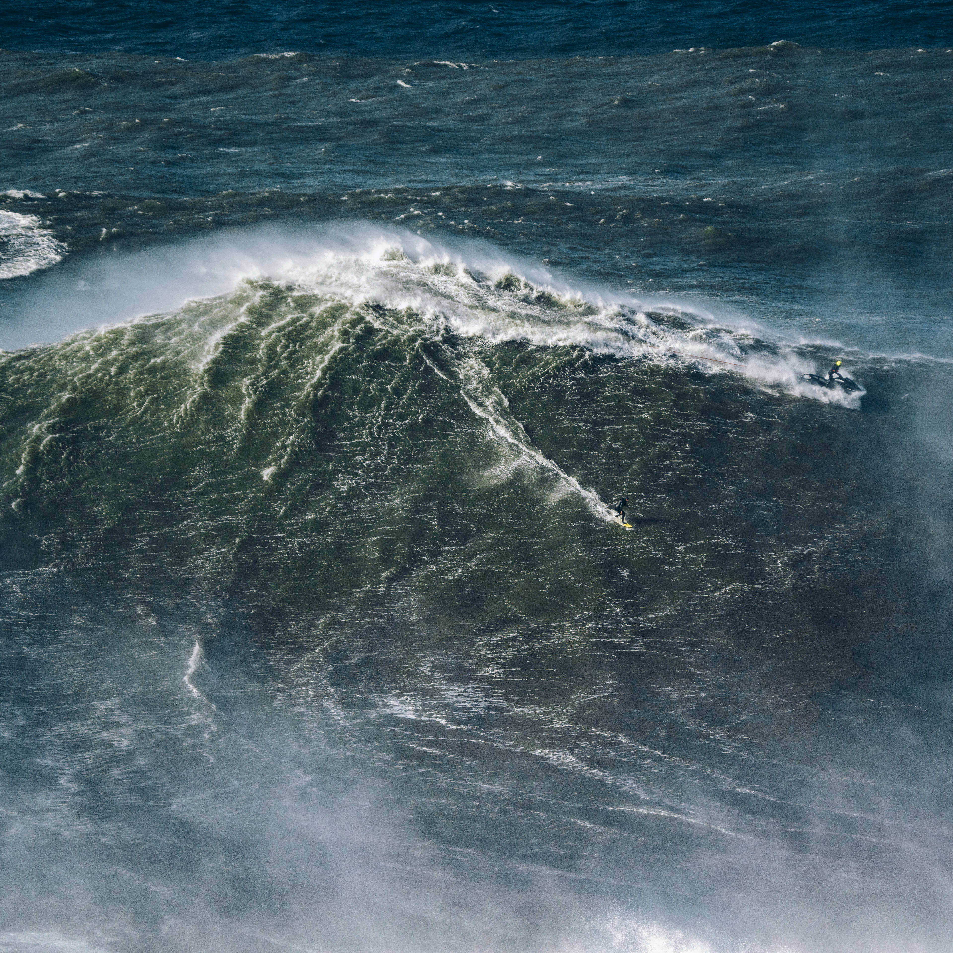 Sebastian Steudtner Rides a 93.73 Foot Wave: New Record? - Surfer