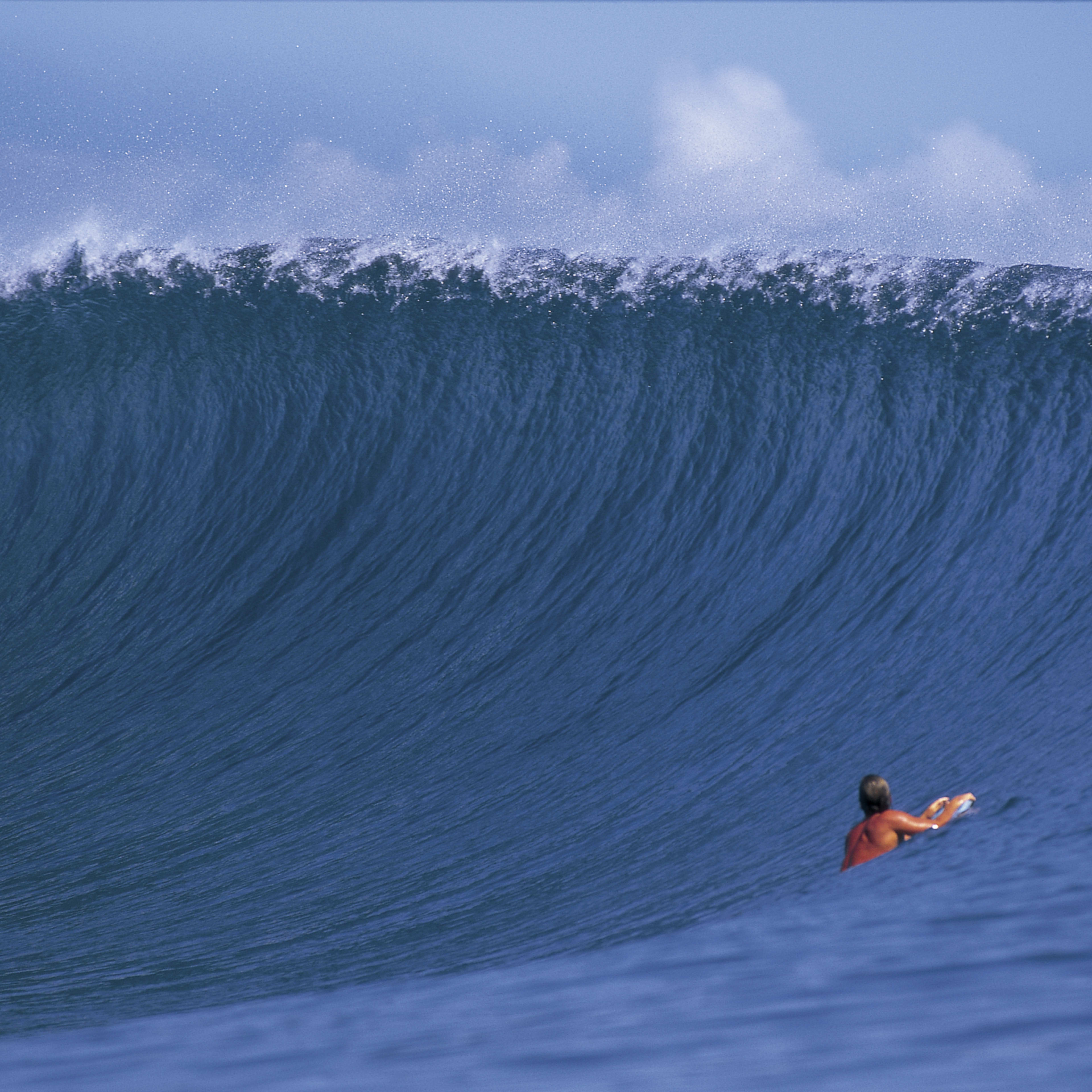 Potential ‘100 Foot’ Waves Headed for U.S. East Coast - Surfer