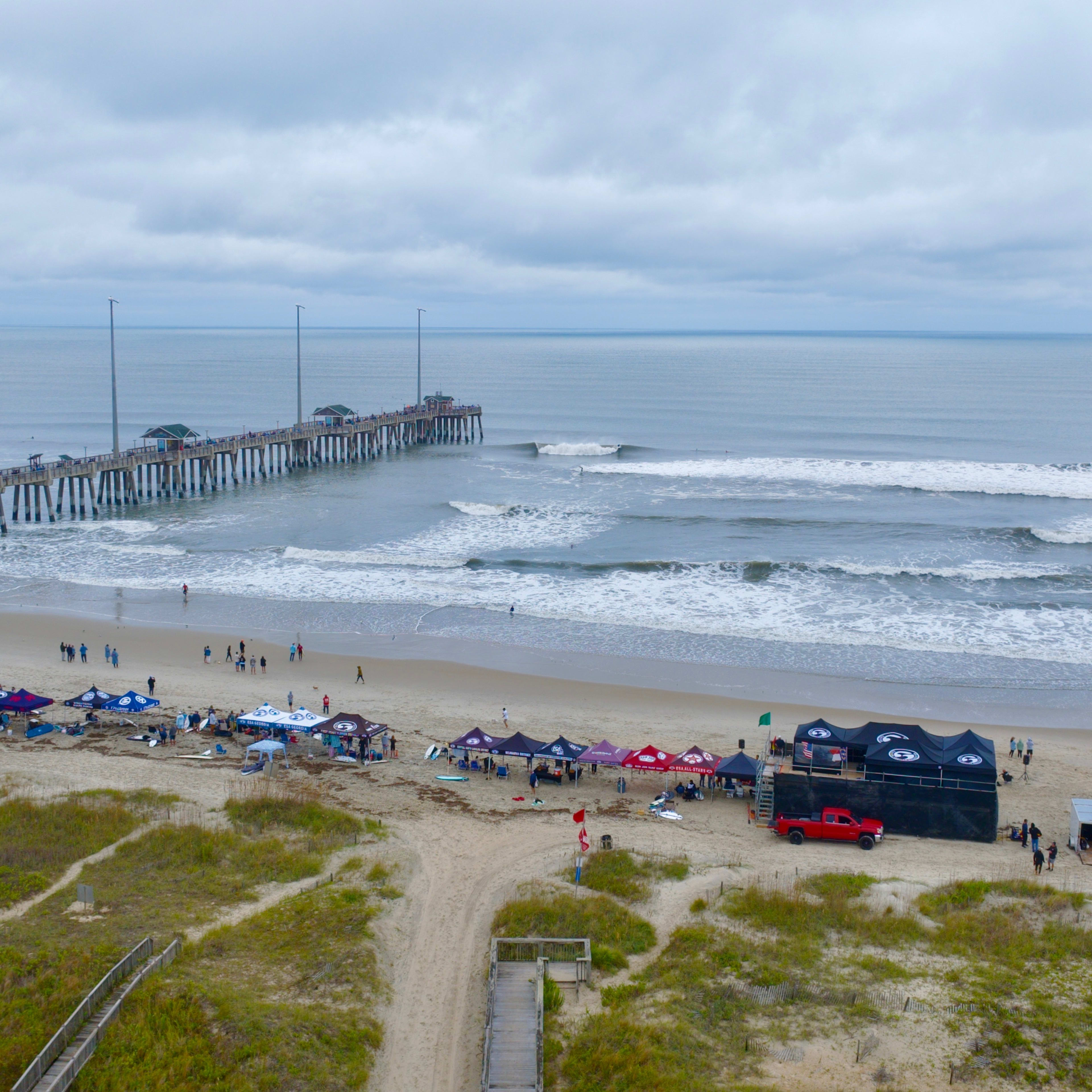 Surfing 50 Foot Waves in the Middle of the Ocean (Video) - Surfer
