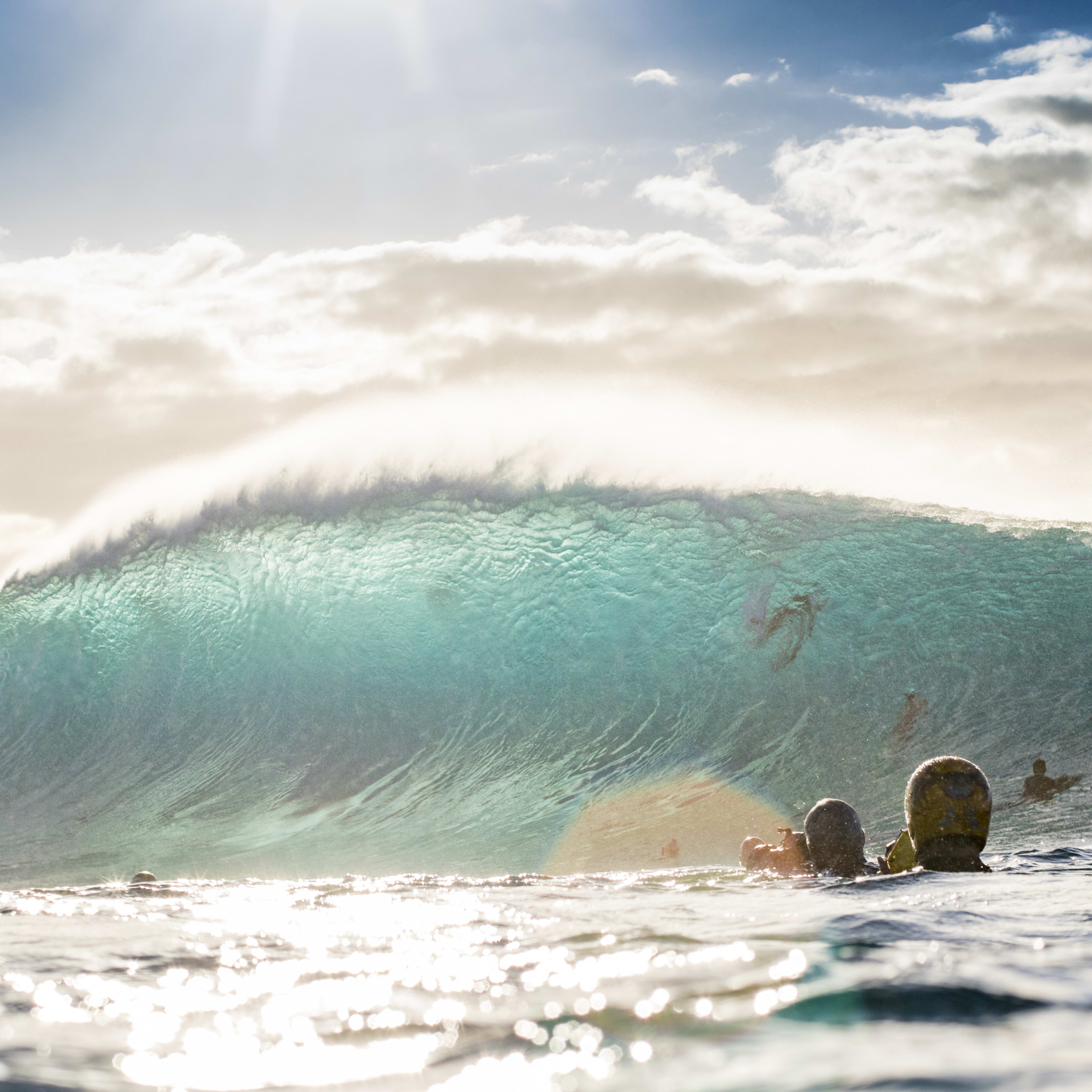 What Is Wave Refraction? Learn the Basics - Surfer