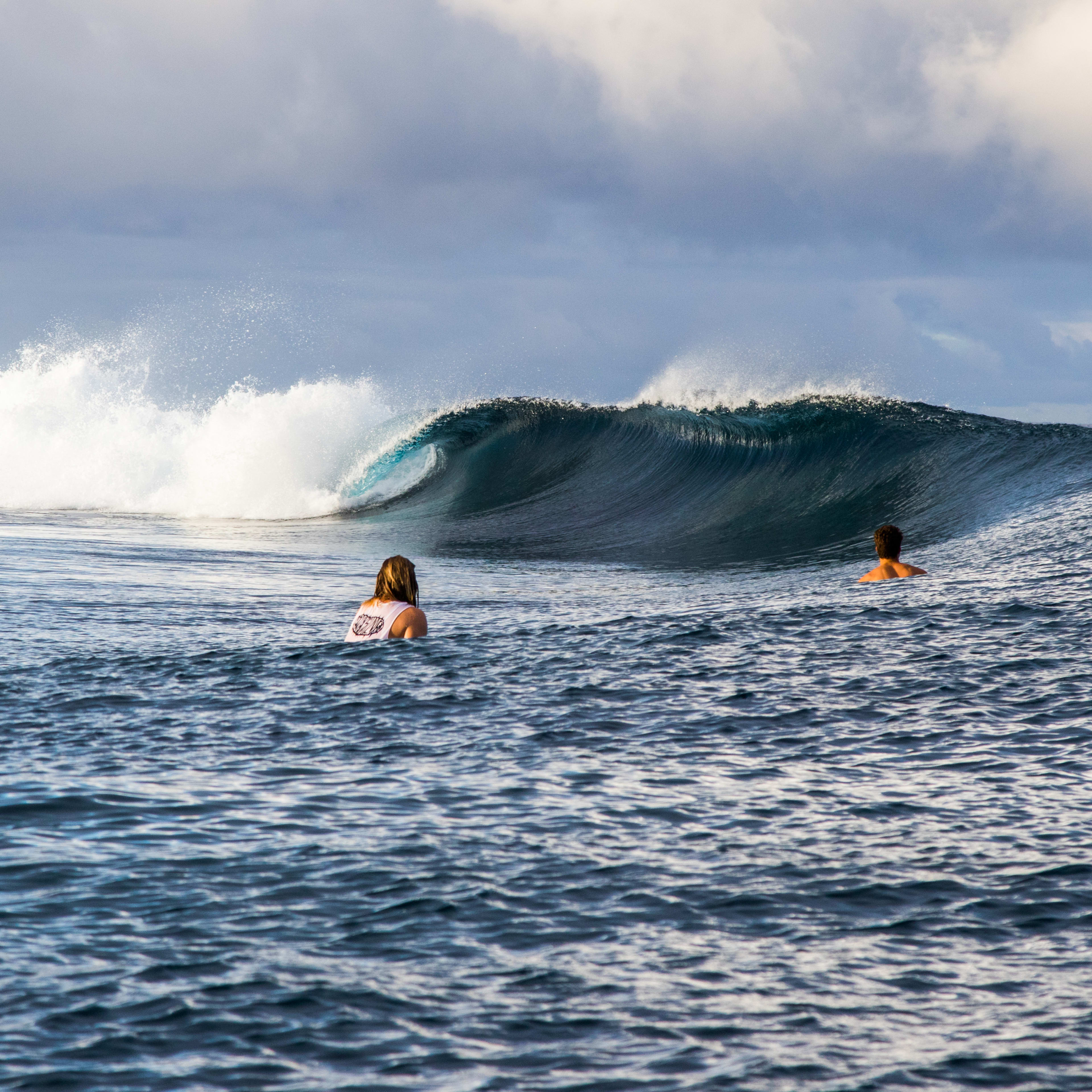 Square Waves: What Are They and Are They Dangerous? - Surfer