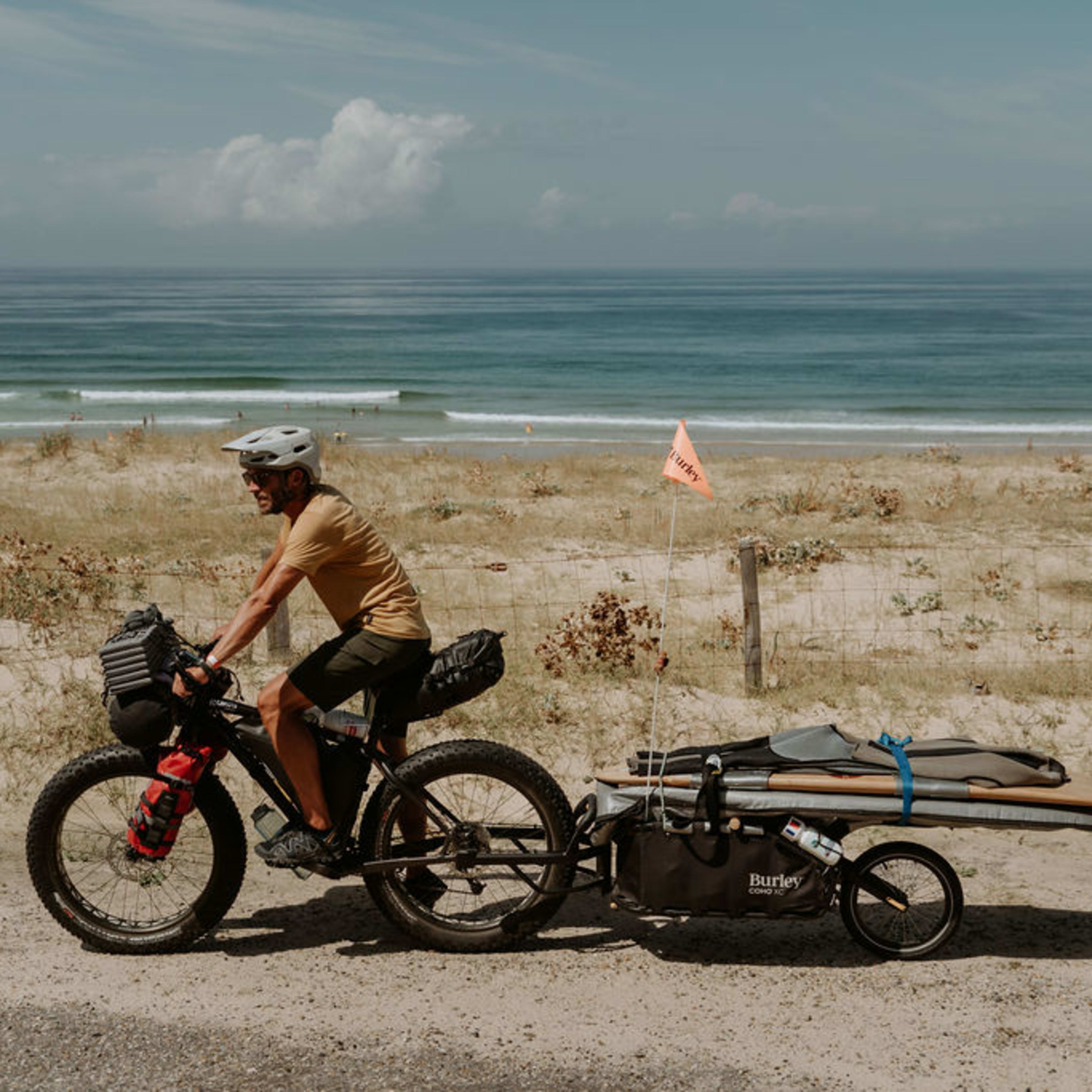 Florence Brothers Surf and Get Worked by North Shore Sandbar - Surfer