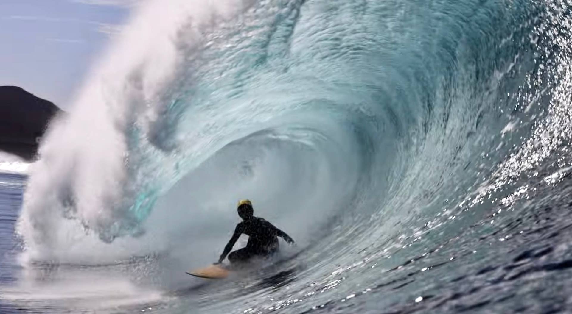 Cliff Kapono Explains Surfing Physics & Common Surf Injuries - Surfer