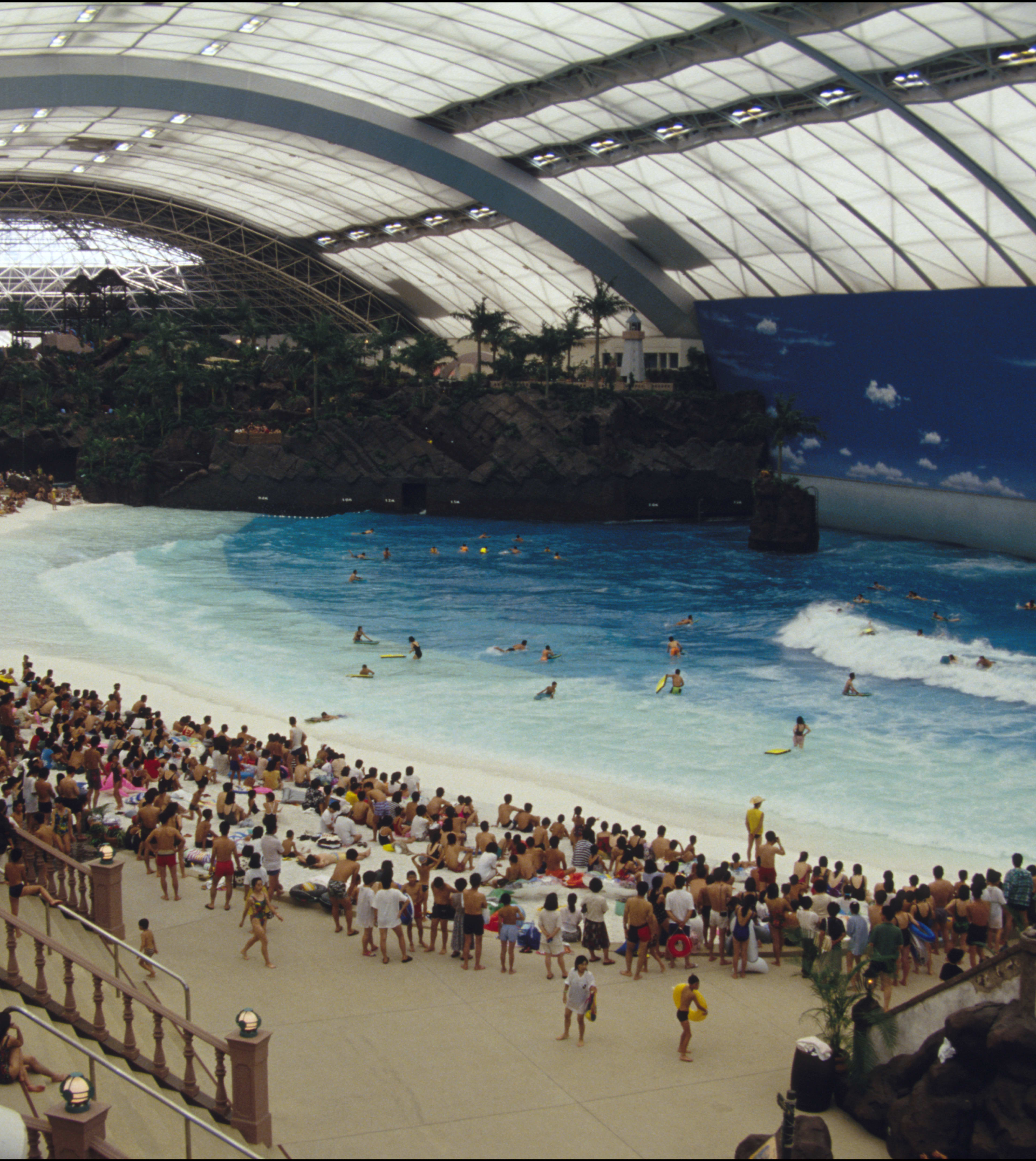 The 5 Best Wave Pools to Surf in America