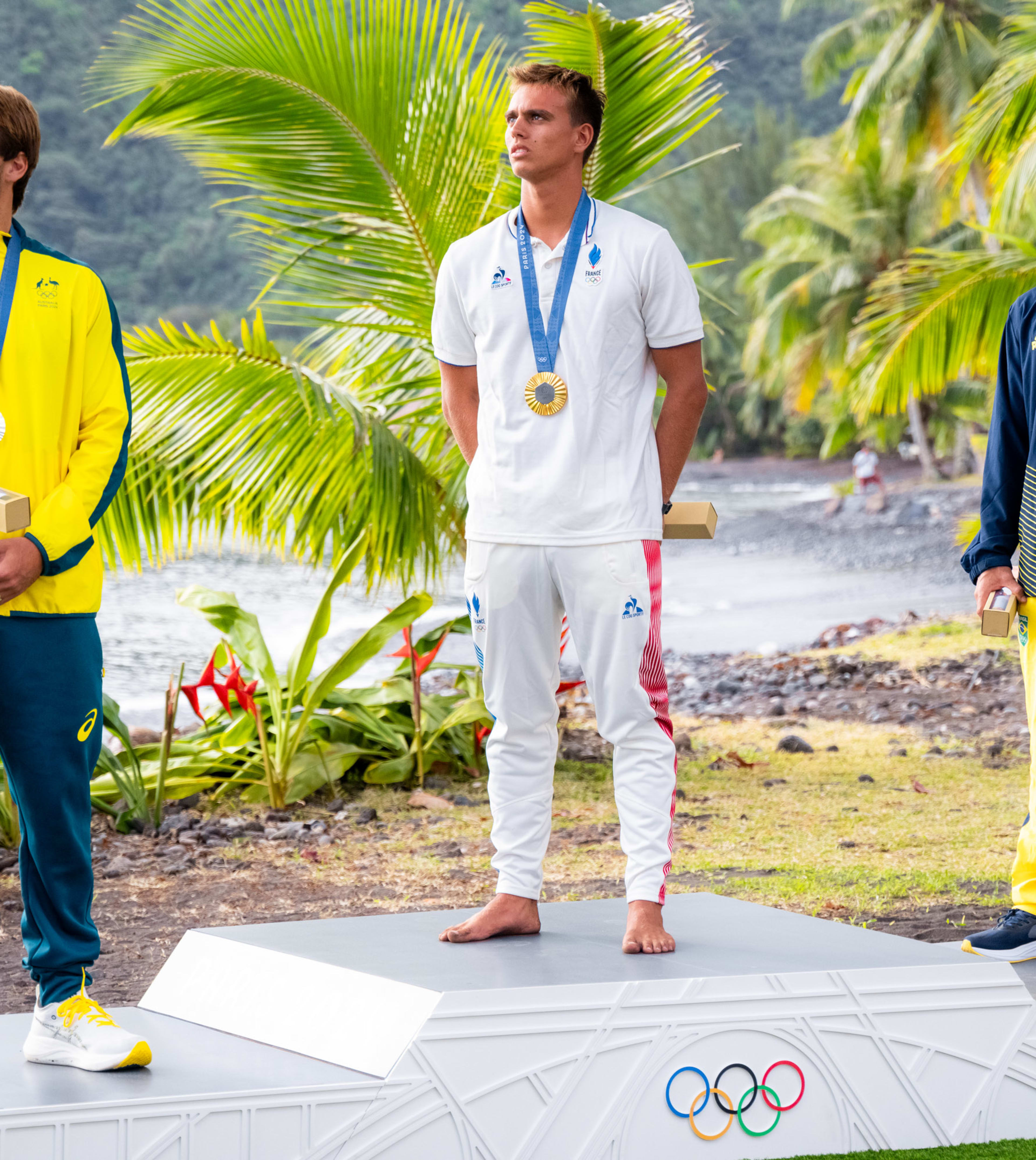 Kauli Vaast Surfs Seine River, Takes Olympic Gold Victory Lap in Paris ...