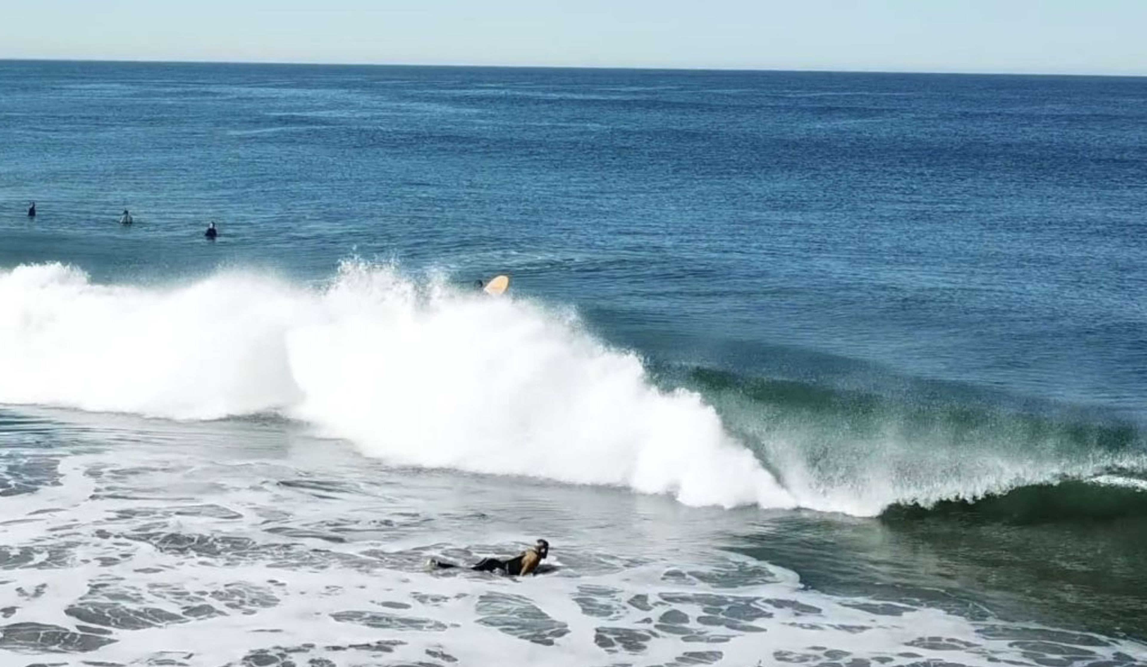 Surfing 101: How To Duck Dive and Paddle Efficiently