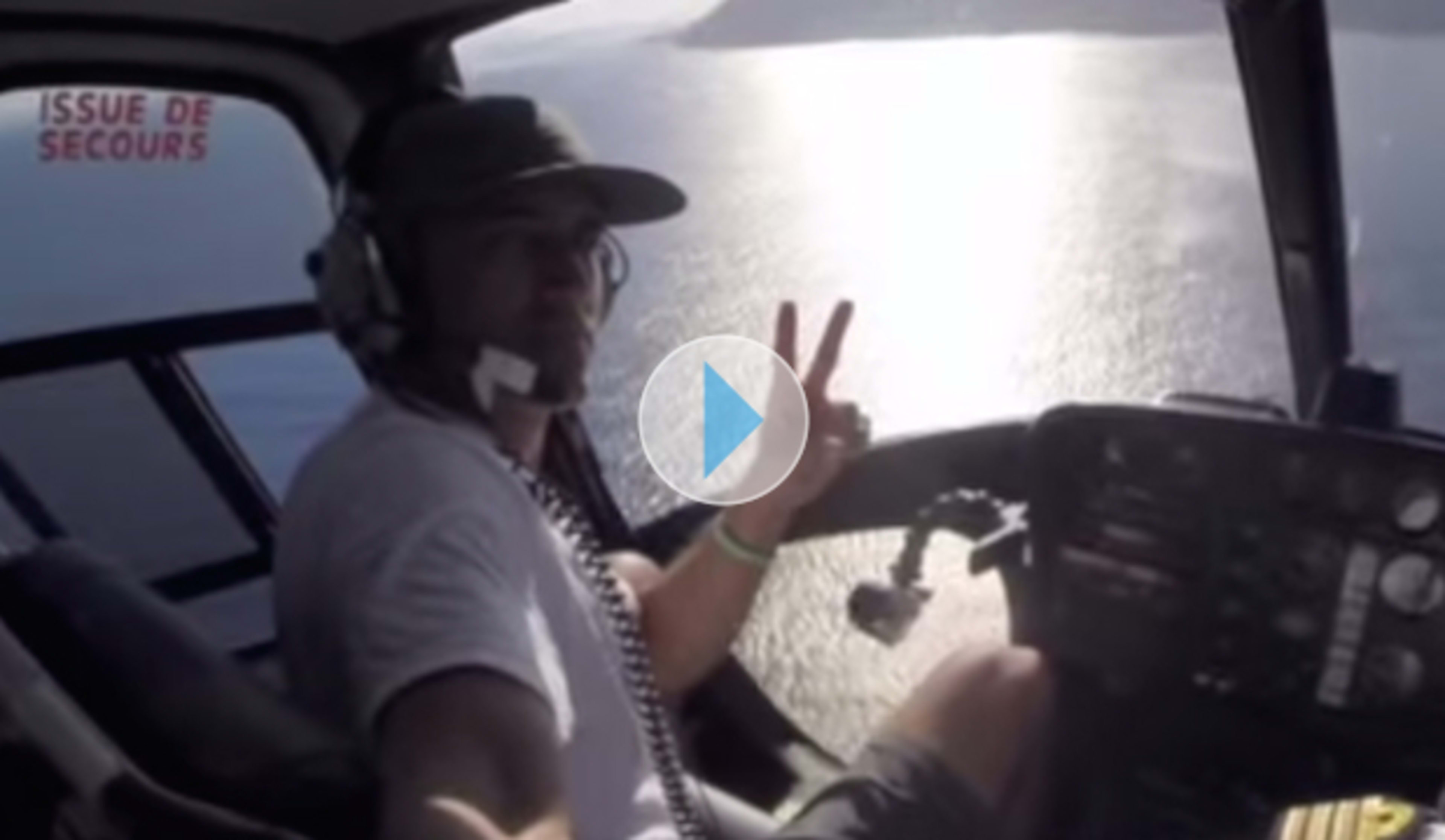 Kelly Slater // Teahupo'o Tour // 2:44