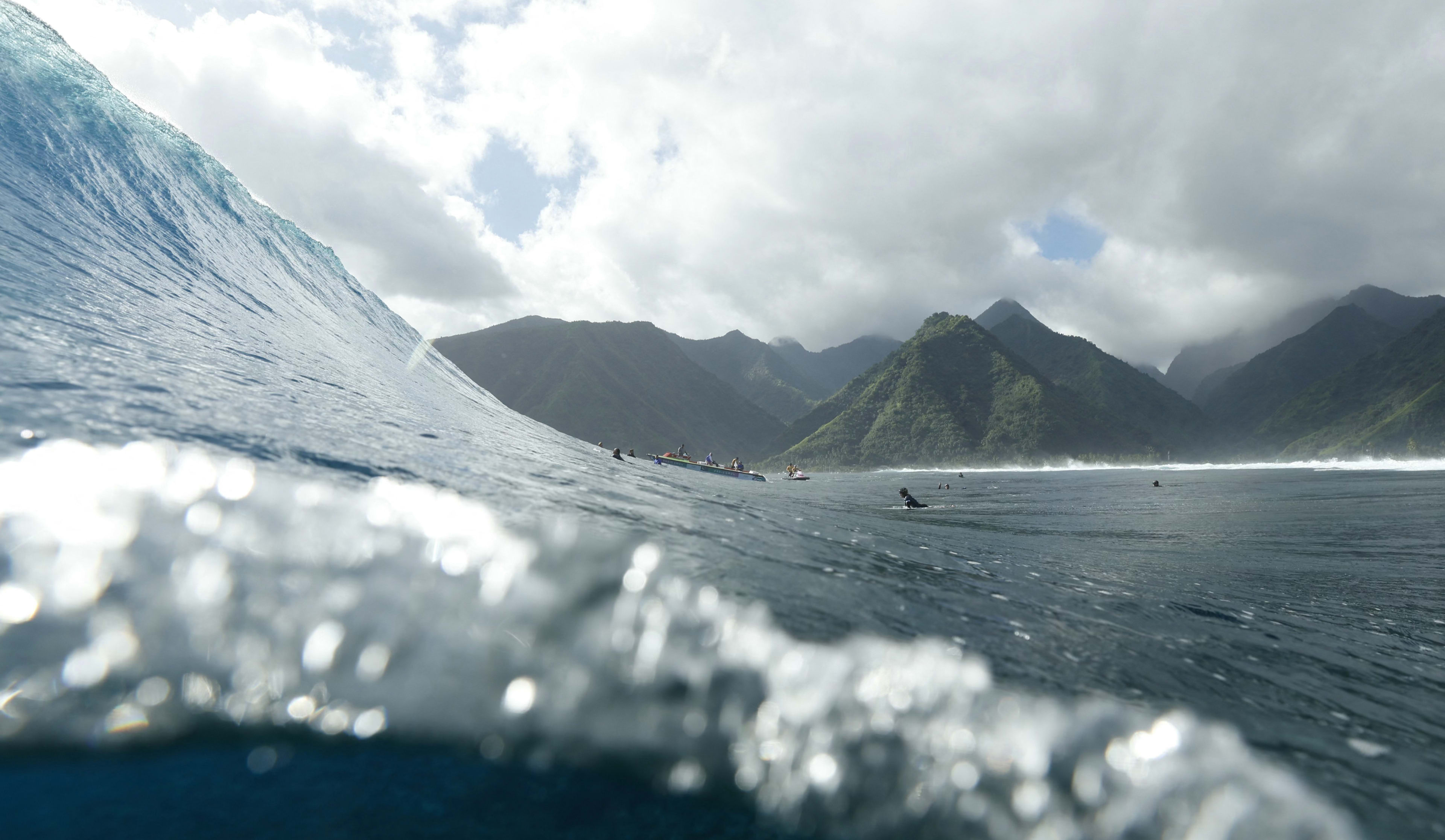 Everything You Need to Know About Teahupo'o