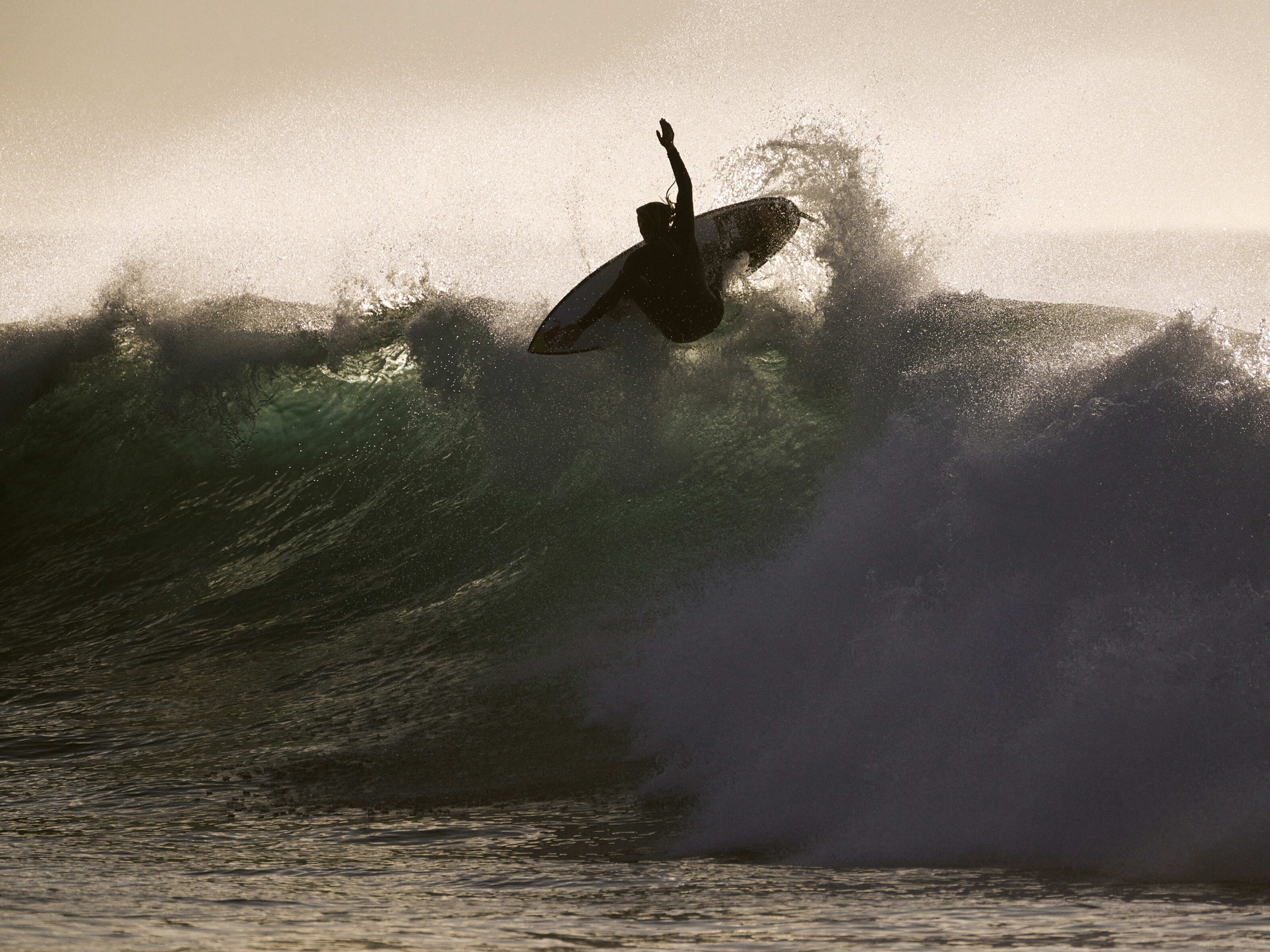 World Champ Caity Simmers and Friends California Road Trip - Surfer