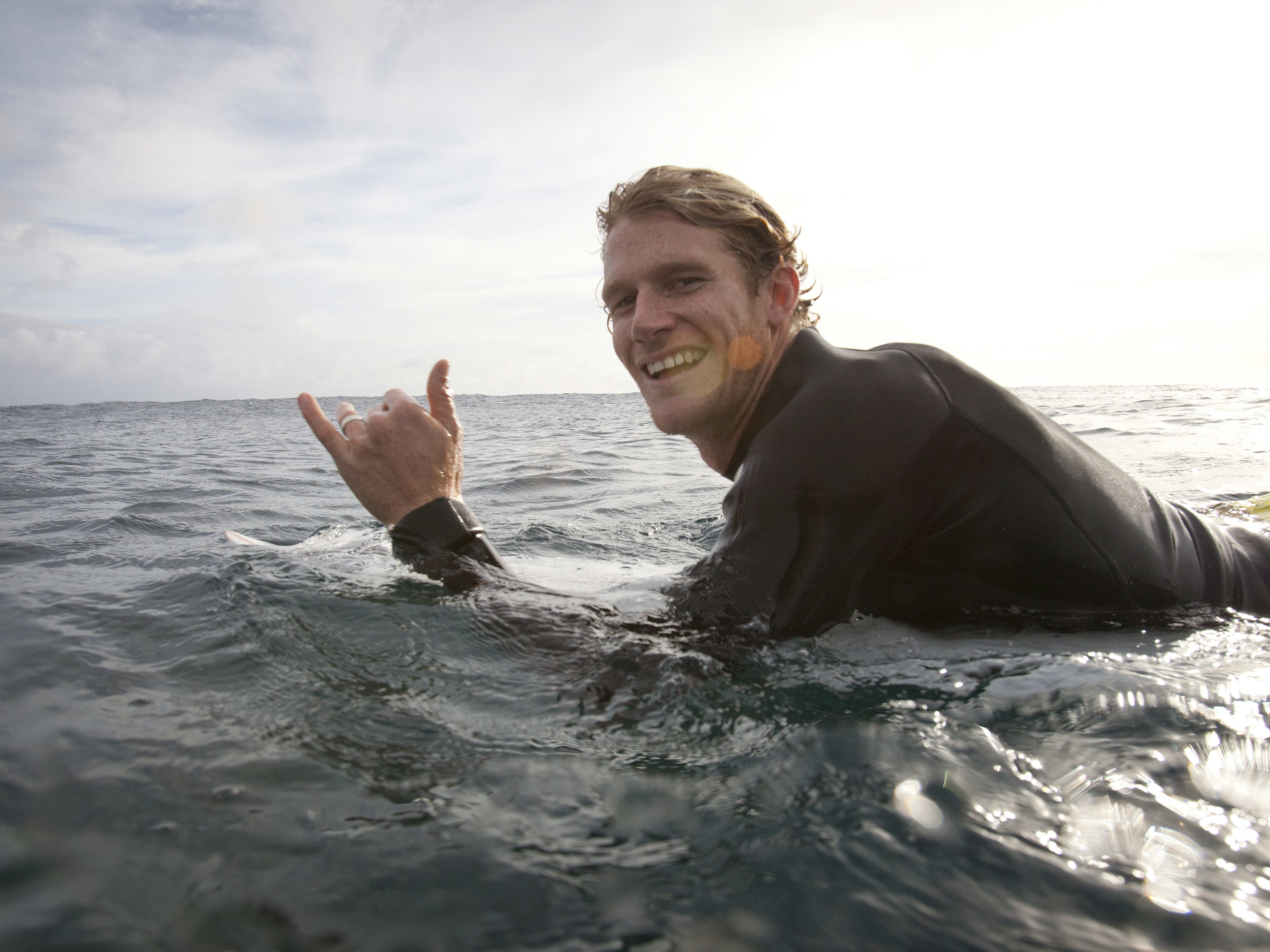 Shaka Set To Become State Symbol of Hawaii - Surfer