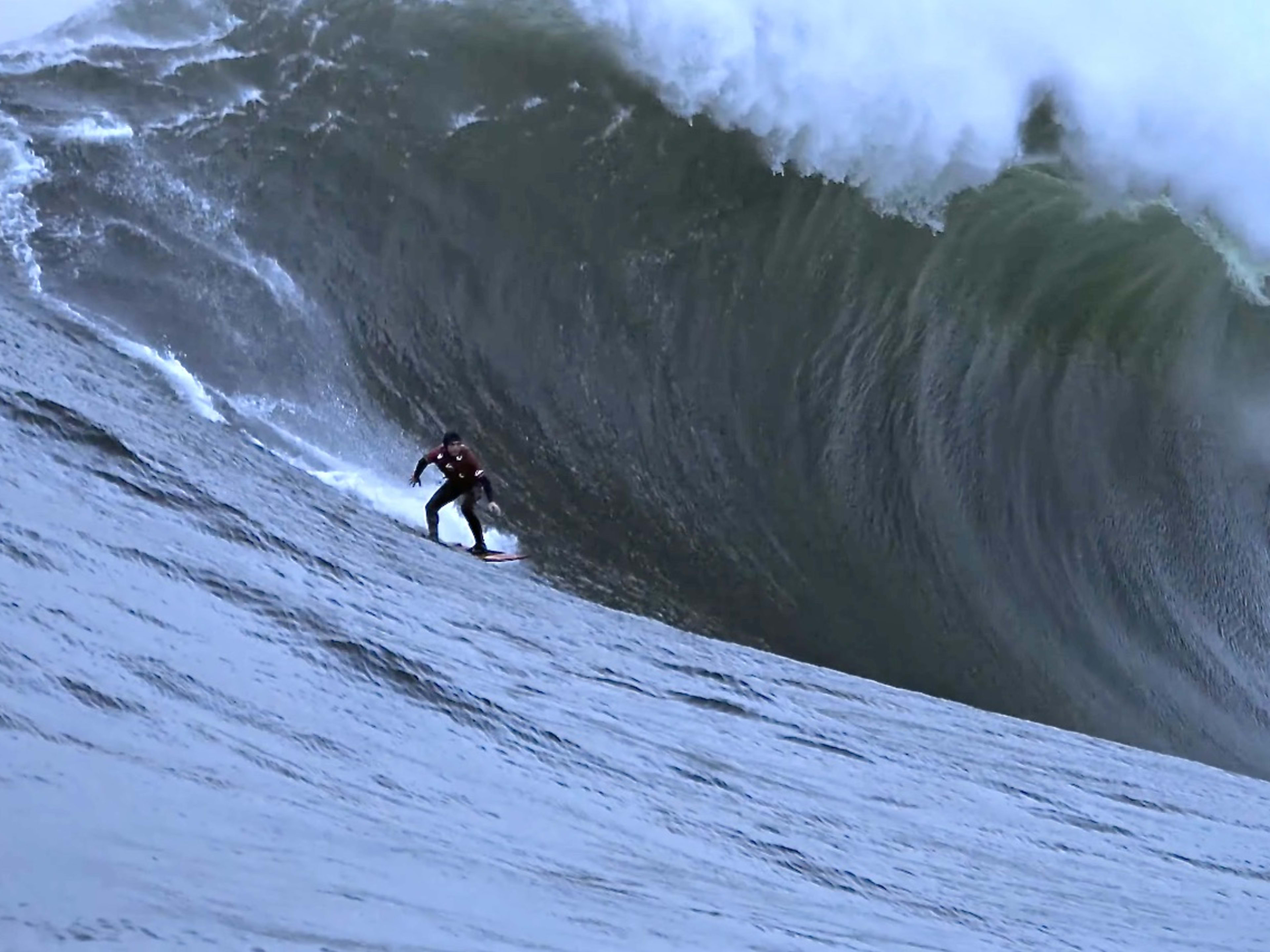 Luca Padua, Kai Lenny & More Surf Rugged Springtime Maverick's - Surfer