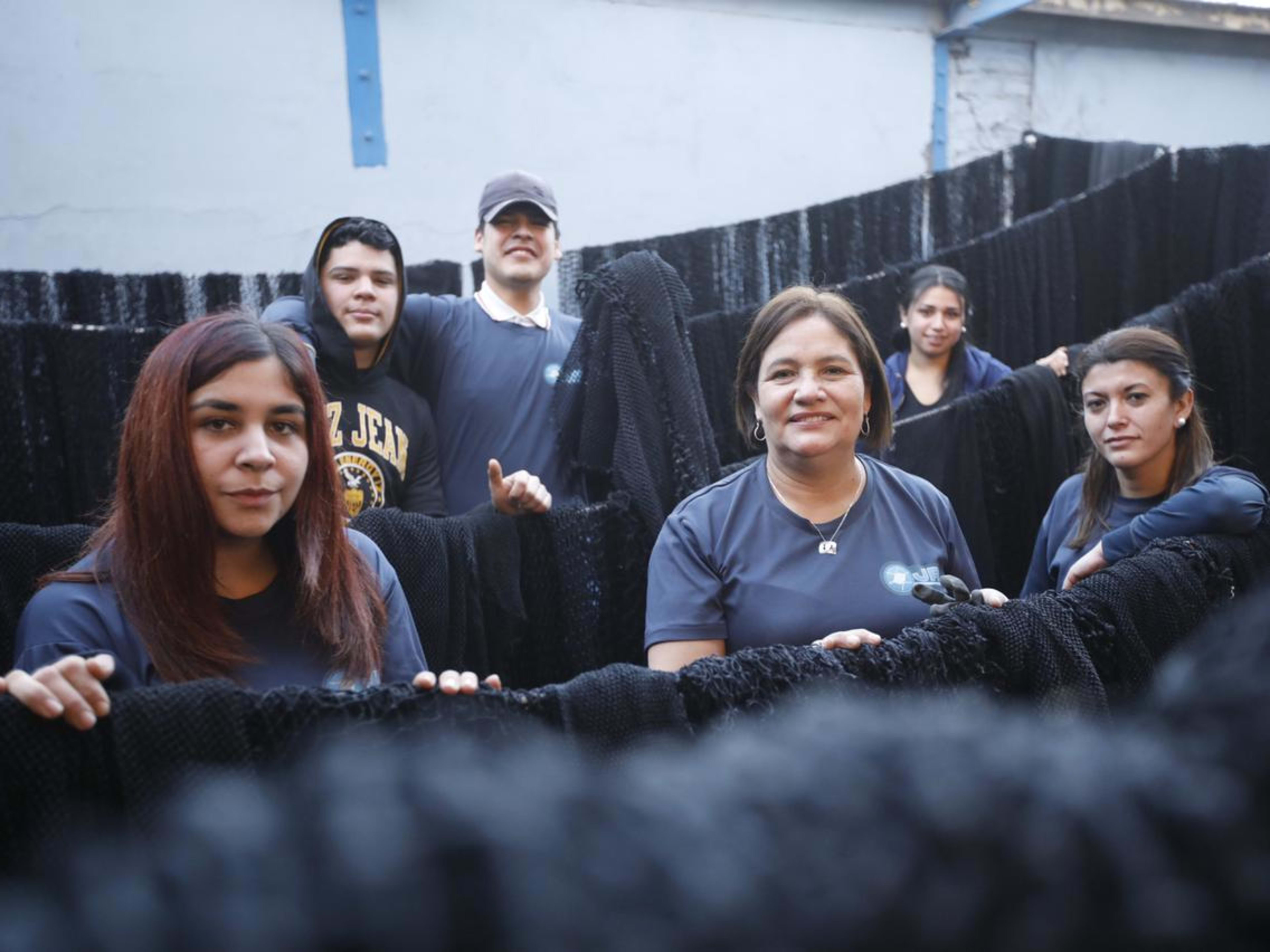 Bureo & Net Plus: Surfers & Fisherman Working For Clean Seas - Surfer