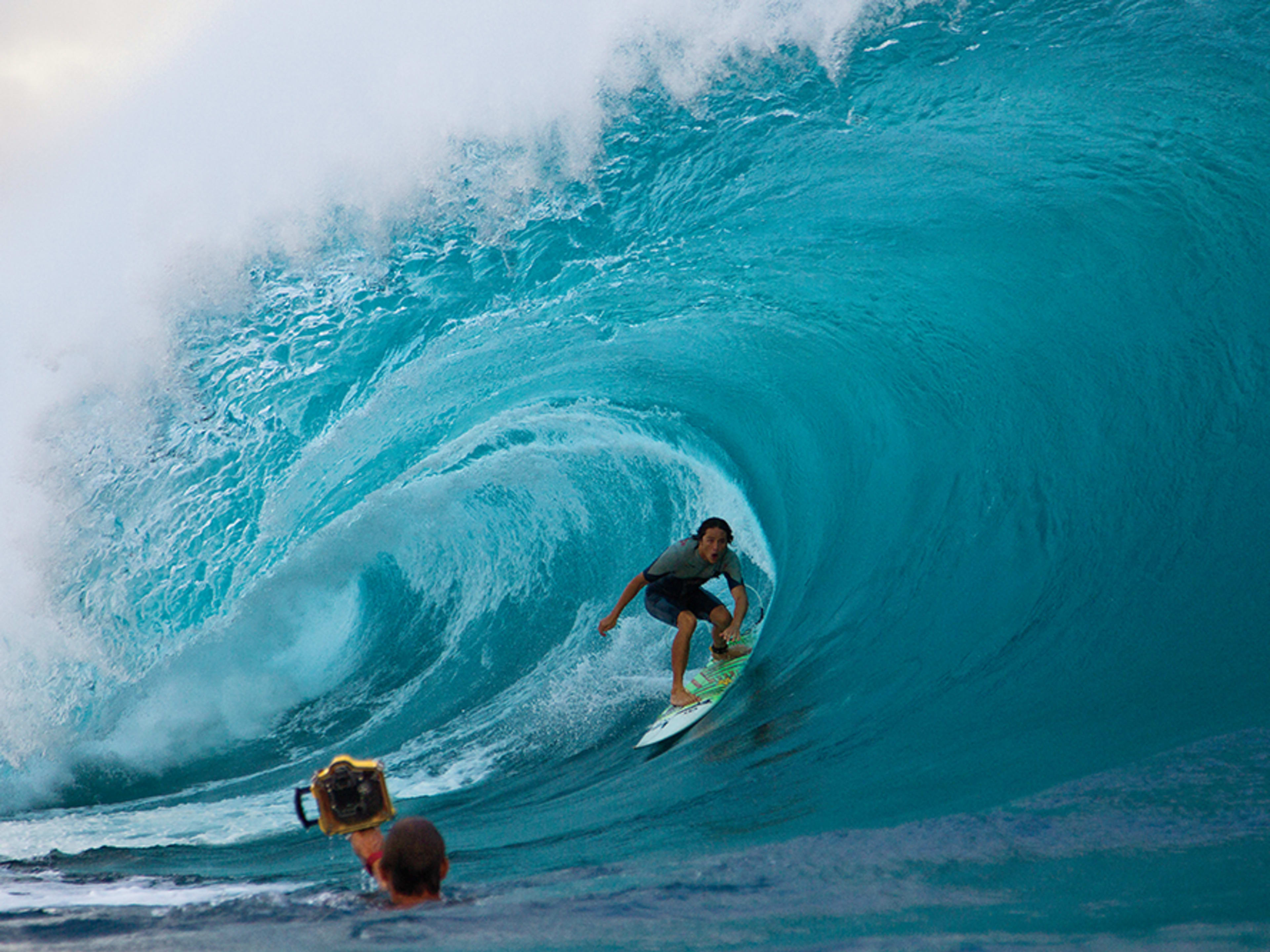 Danny Fuller, Pipeline - Surfer