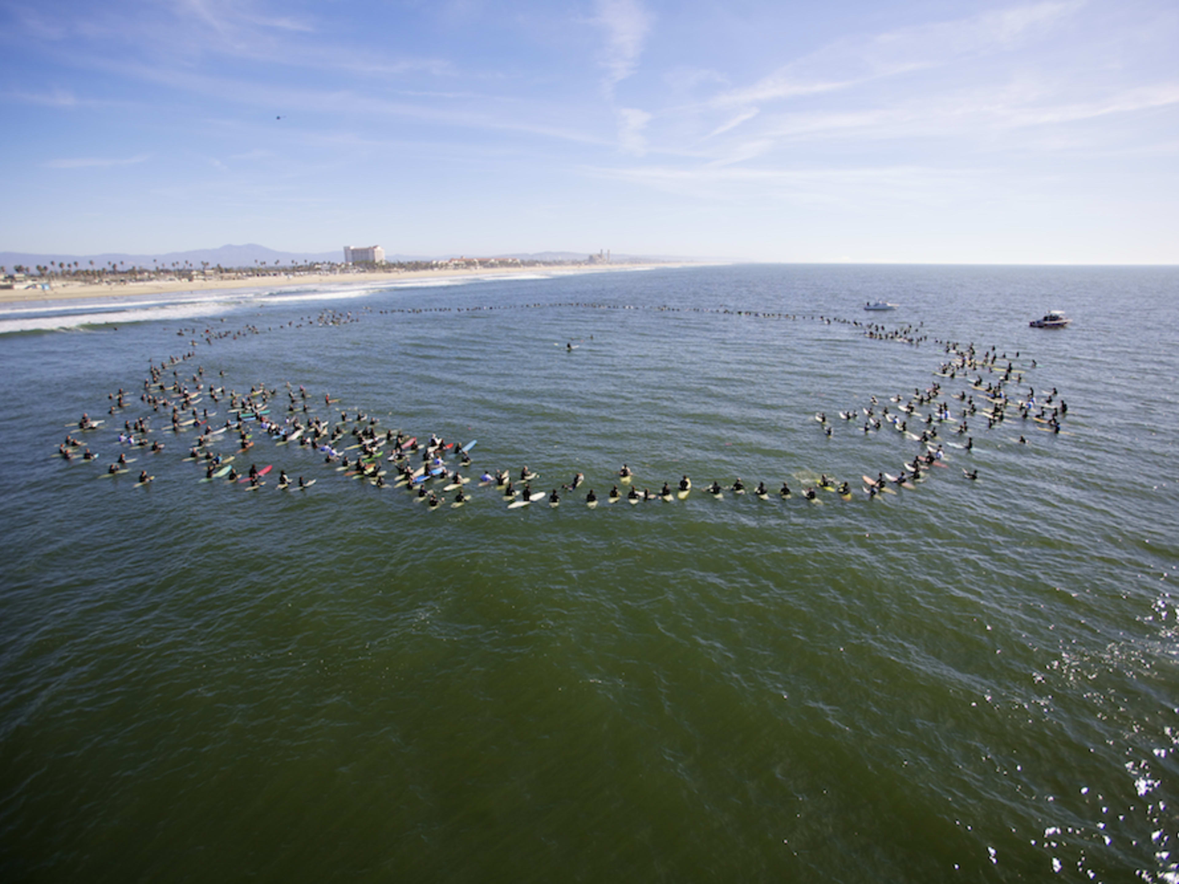 Sean Collins Paddle Out - Surfer