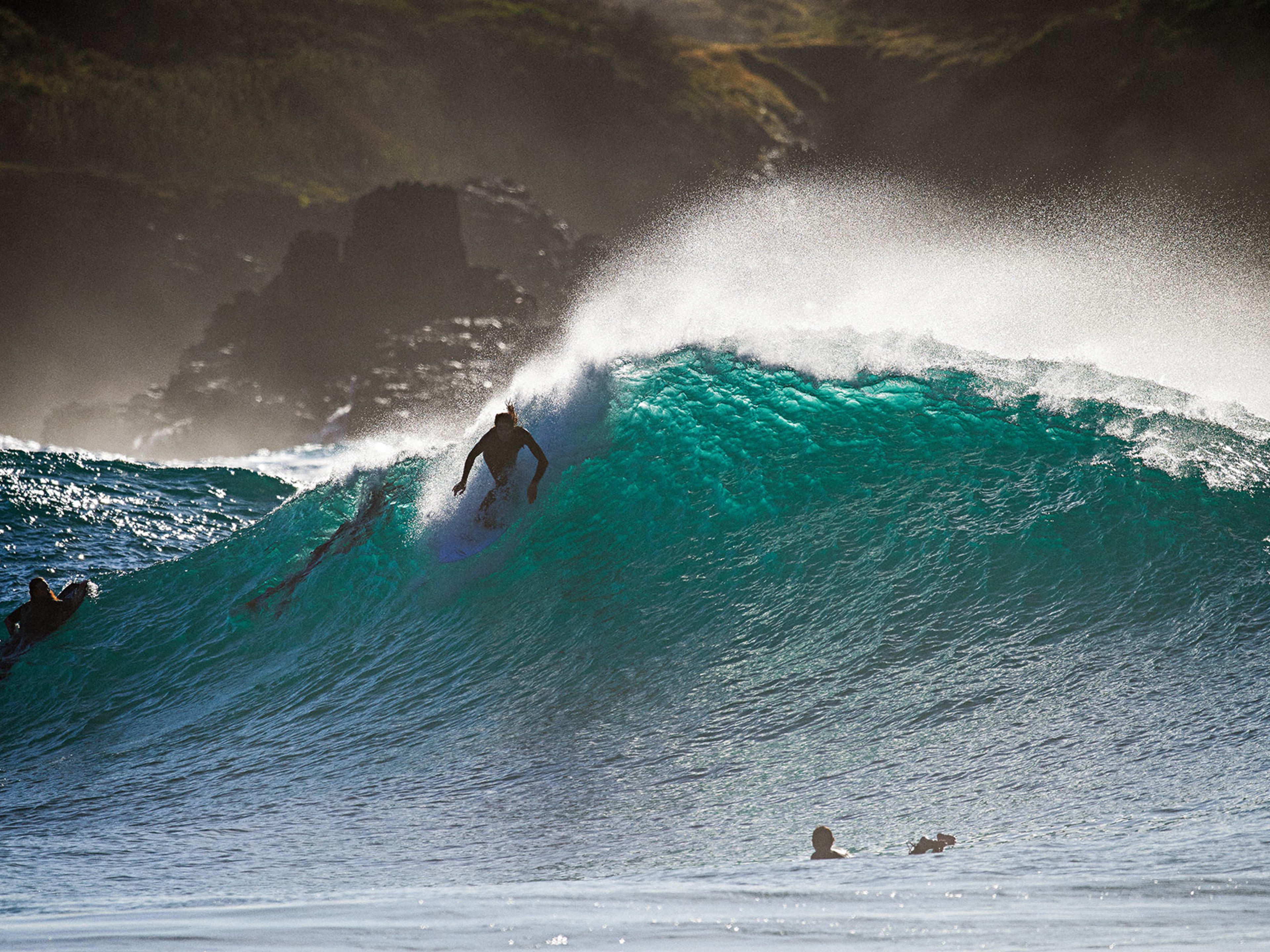 A Former Session in Oz's South Coast with Ando and Dane - Surfer