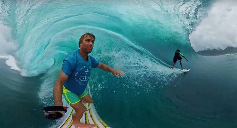 Interactive Virtual Reality Surfing Is Here - Surfer
